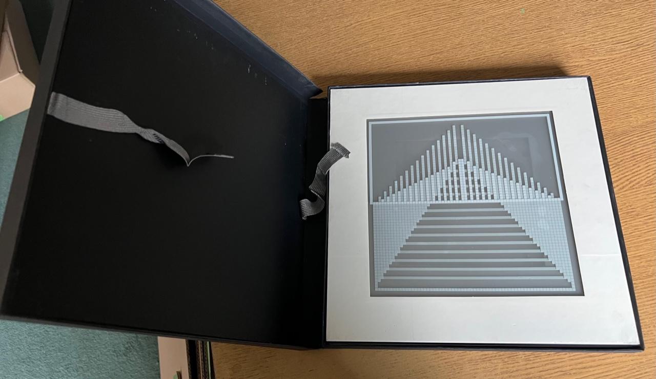 PLUS MINUS BOX. by KAWAKAMI, Kisa; Alvin Boyardsky; Richard George R ...