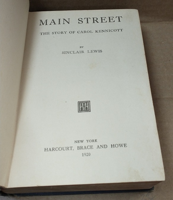 MAIN STREET by Lewis, Sinclair: Hardcover (1920) | Second Story Books, ABAA