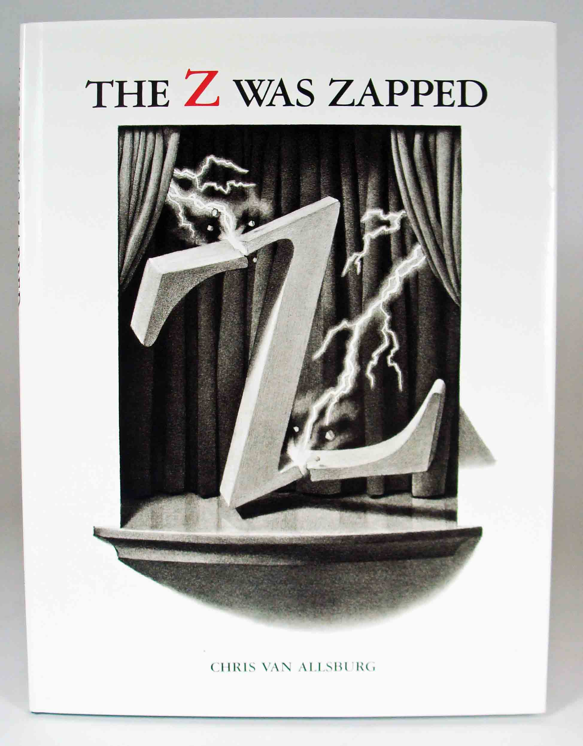 The Z Was Zapped a Play in Twenty-Six Acts par Van Allsburg, Chris: As ...