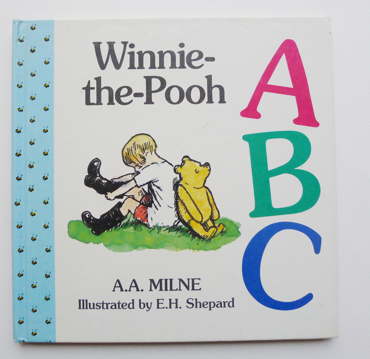 Winnie-the-Pooh ABC by MILNE, A. A. (Alphabet Book): Very Good ...