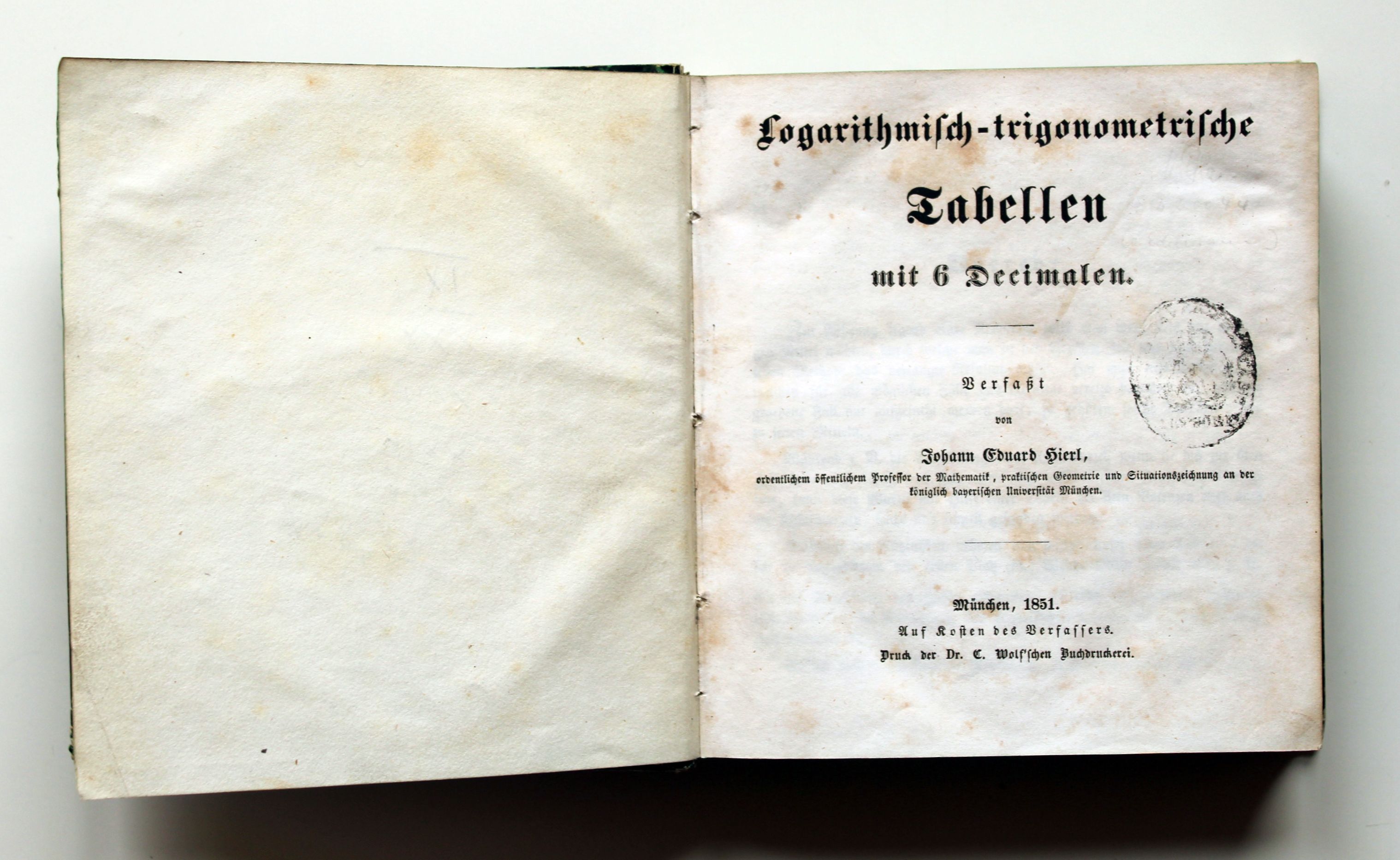 Logaritmisch-triometrische Tabellen mit 6 Decimalen. by Johann Eduard ...
