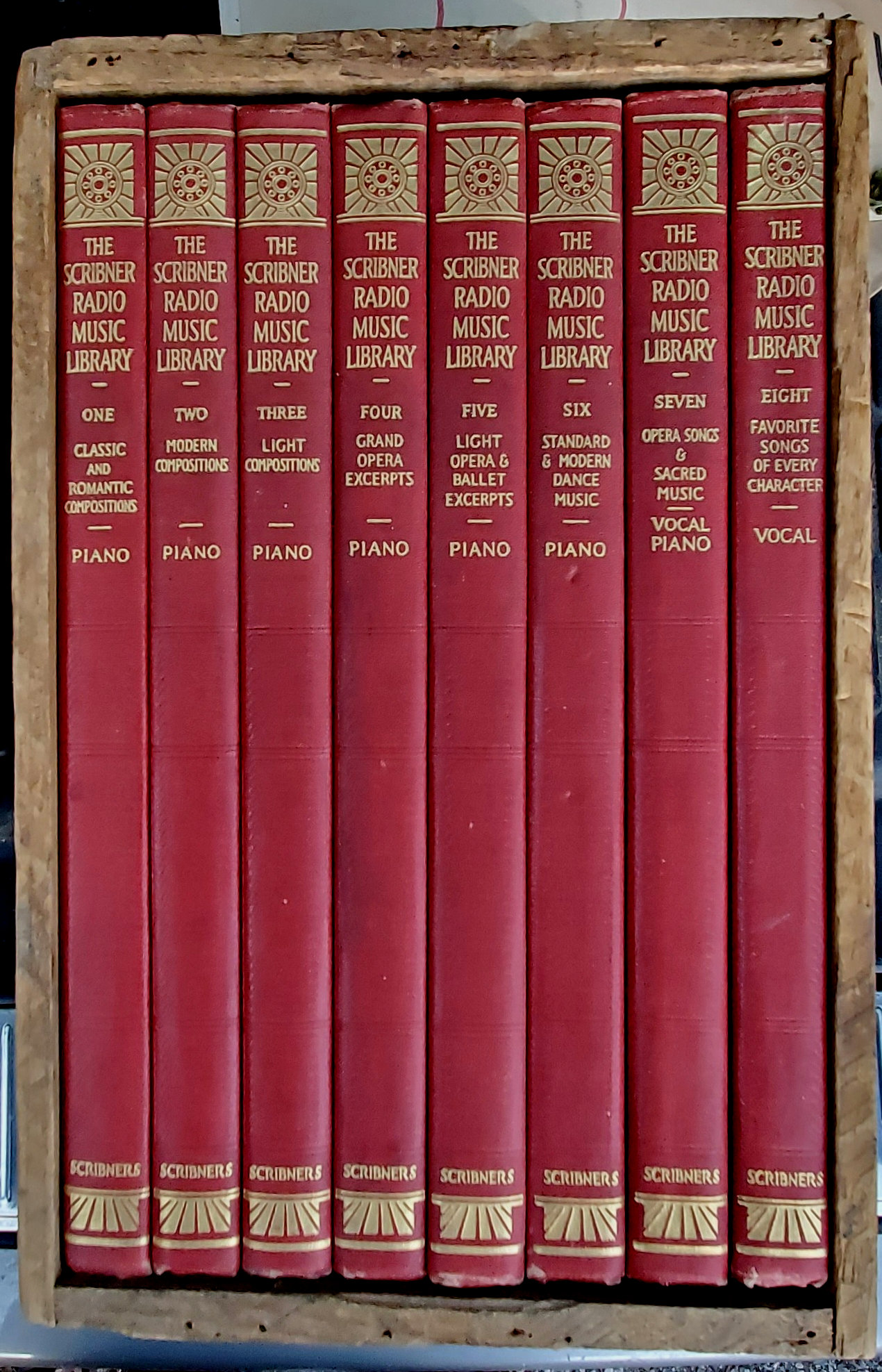 The Scribner Radio Music Library - 8 Volumes - In original wooden case ...