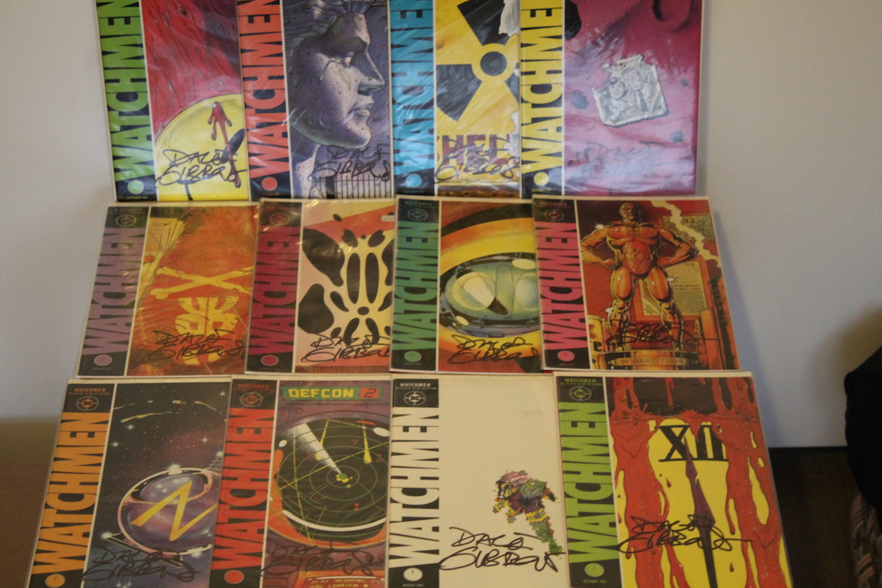 'Watchmen', all original comic issues, all signed by Dave Gibbons plus ...
