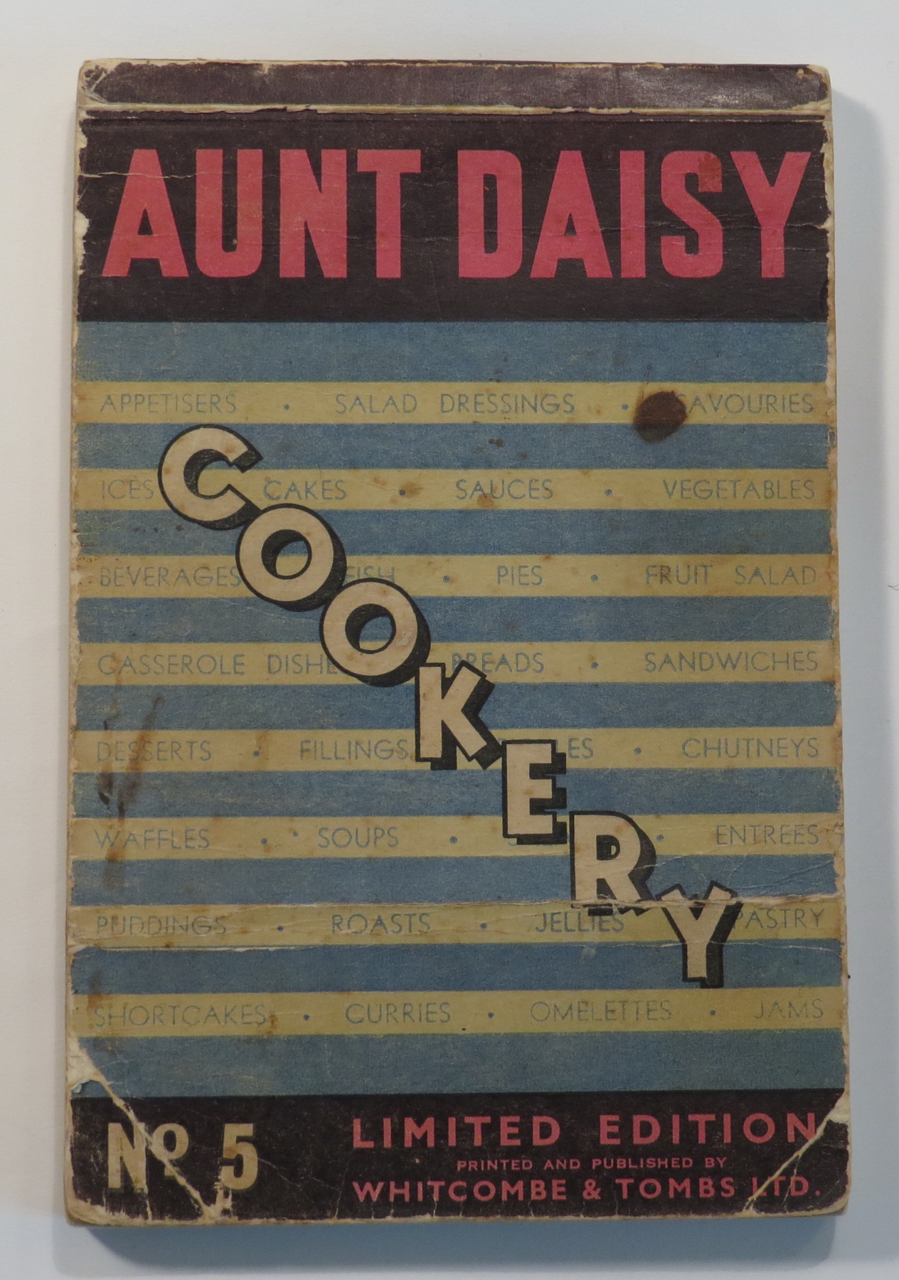 Aunt Daisy's Cookery Book of 1,150 Selected Recipes Broadcast by Aunt ...