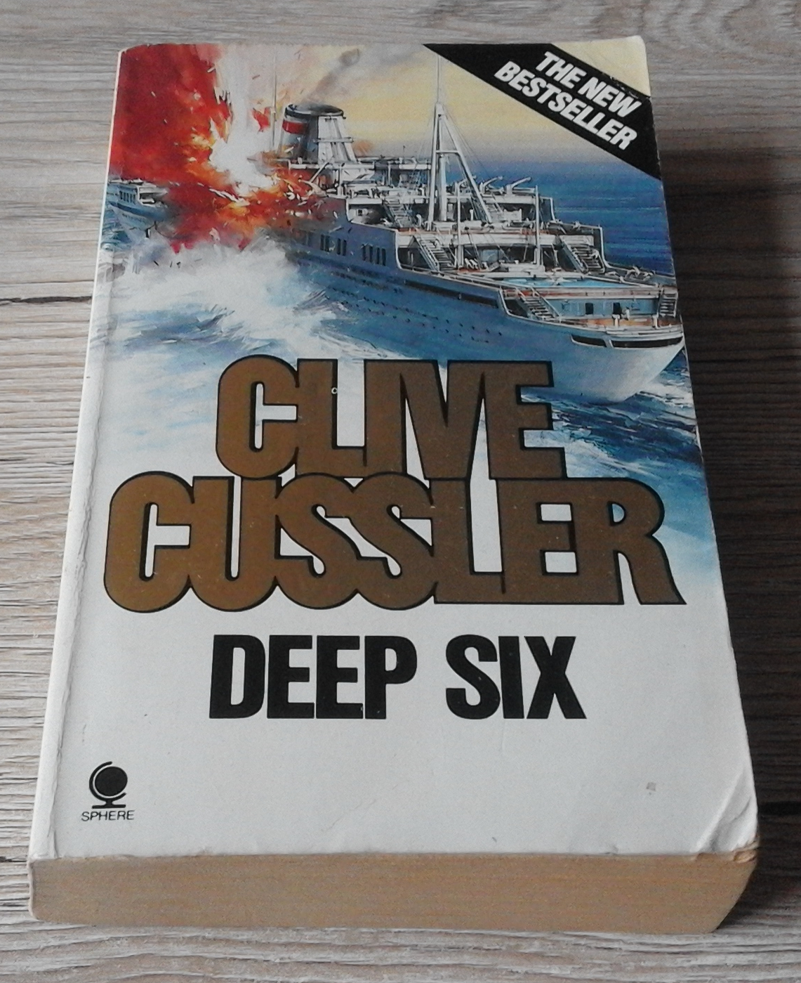 Deep Six (Dirk Pitt) by Cussler, Clive: Good Soft cover (1985) 1st Edition. | just books