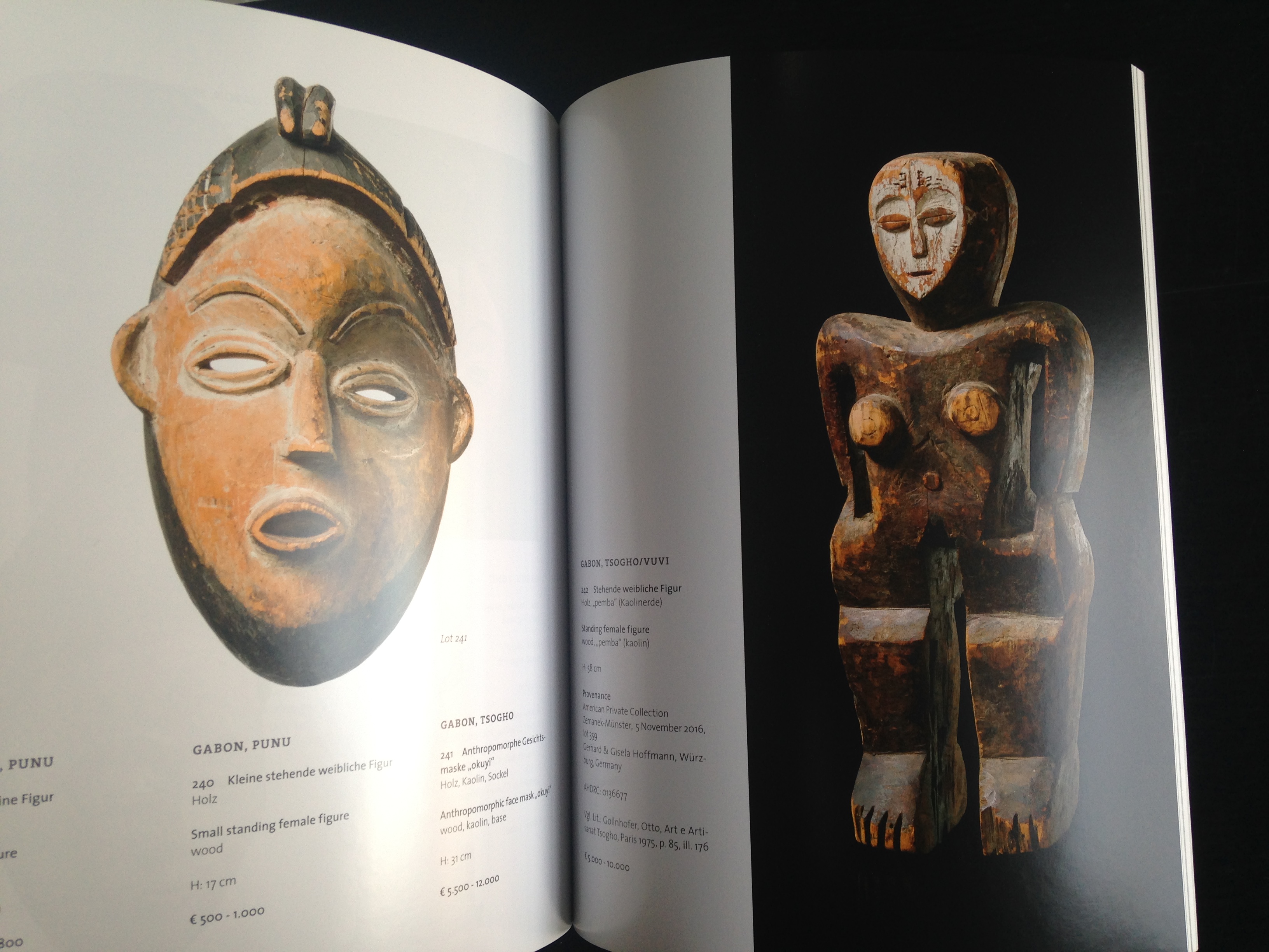 Tribal Art, Catalogus nr 90: As New Soft cover | Stadion Books