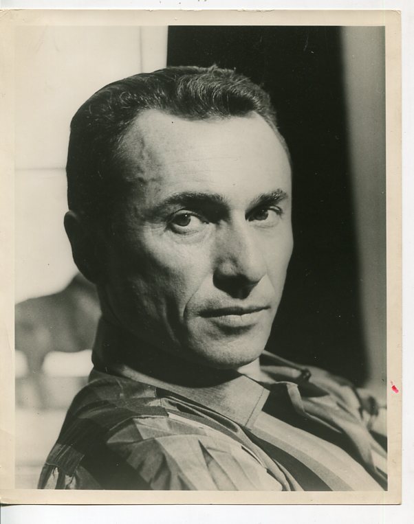 Arthur Laurents: Photograph | DTA Collectibles