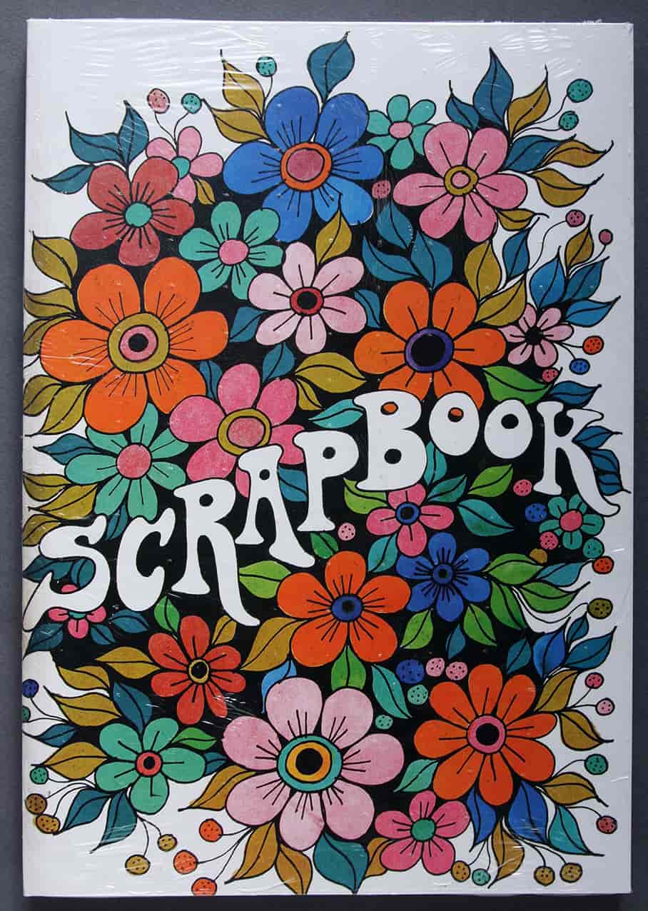 Scrapbook by PRUS Timothy, WYLIE Donovan: nuovo Brossura (2009) prima ...