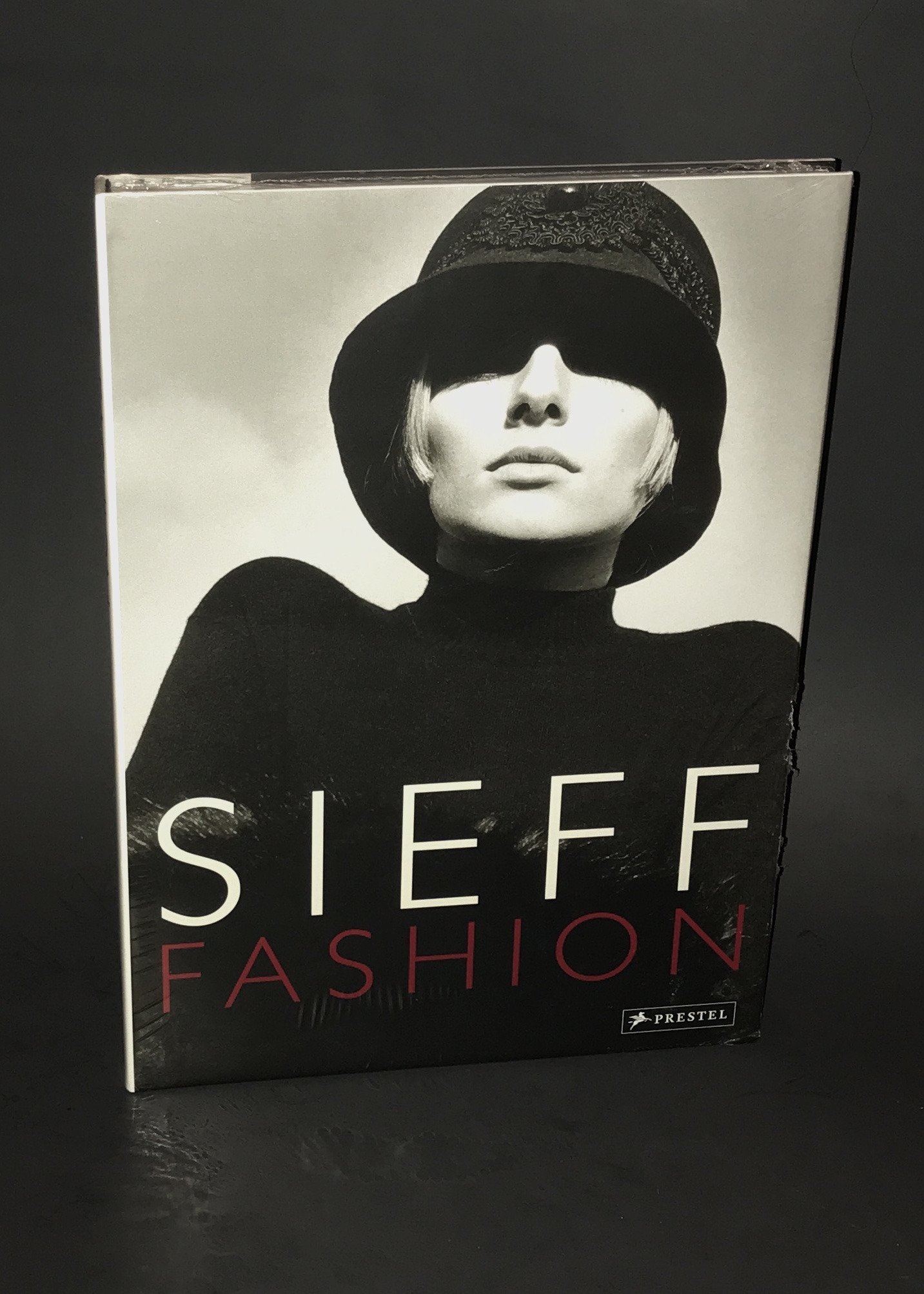 Sieff Fashion (First Edition) by Barbara Sieff; Ira Stehmann (editors ...