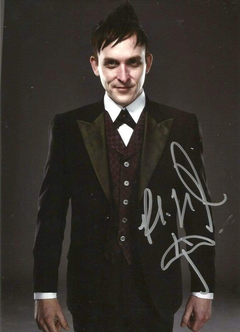 Robin Lord Taylor autograph | In-Person signed photograph by Taylor ...