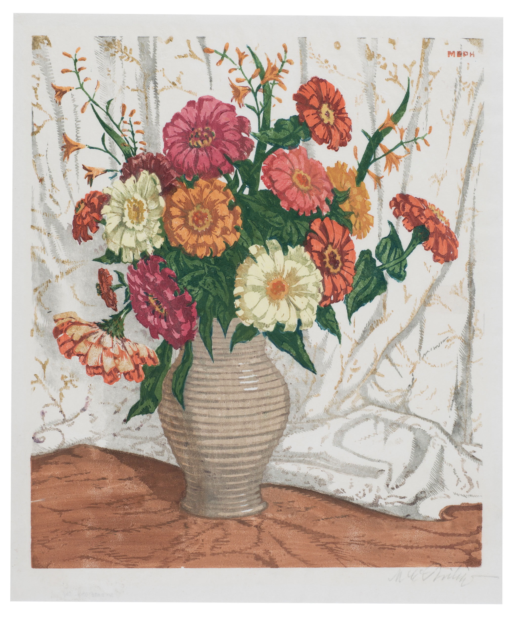 Zinnien. Blühender Zinnienstrauß in brauner Vase. de Philipp, Martin ...