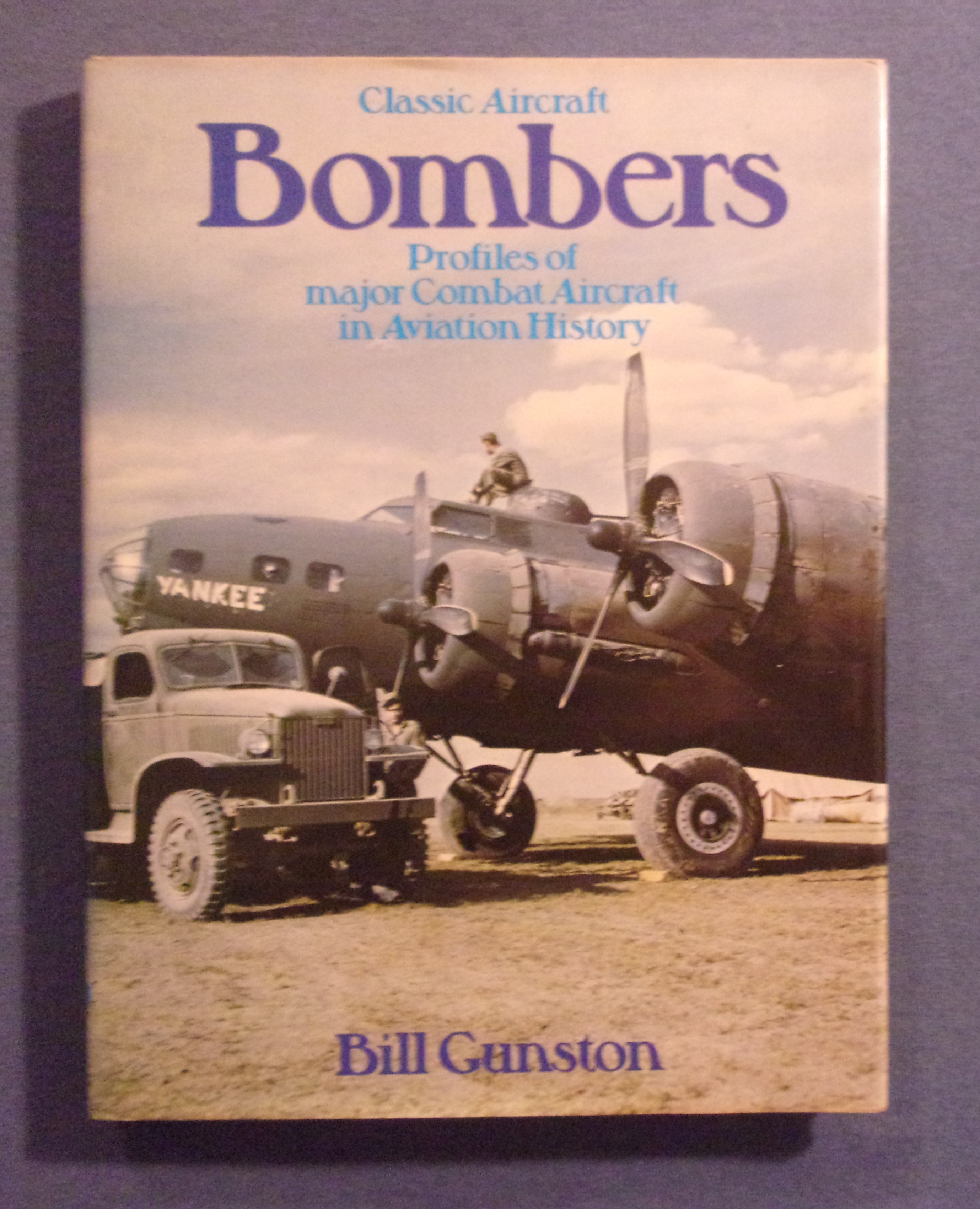 Classic Aircraft Bombers: Profiles of Major Combat Aircraft in Aviation ...