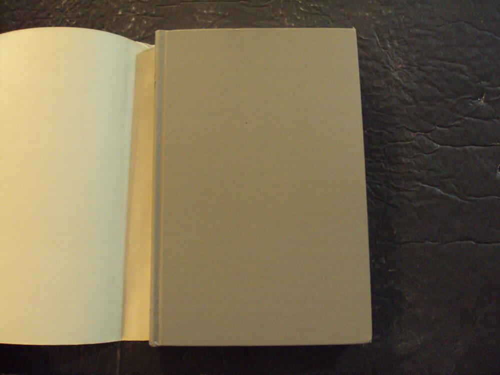 When Eight Bells Toll hc Alistair MacLean 1st Edition 1966 BCE by ... When Eight Bells Toll hc Alistair MacLean 1st Edition 1966 BCE by ...