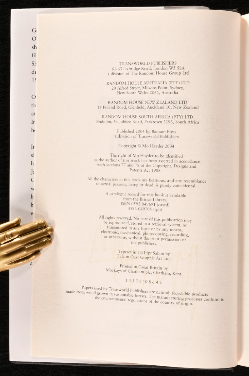 Tokyo by Mo Hayder: Fine Cloth (2004) First edition., signed by author ...