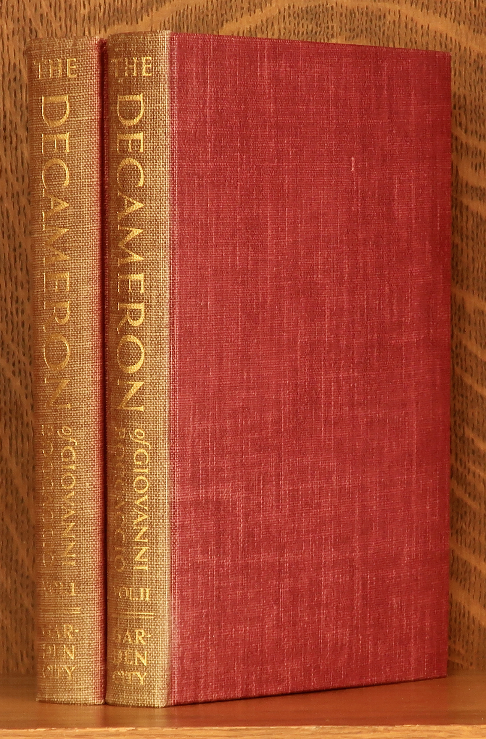 THE DECAMERON - 2 VOL. SET IN SLIPCASE, SIGNED by Giovanni Boccaccio ...