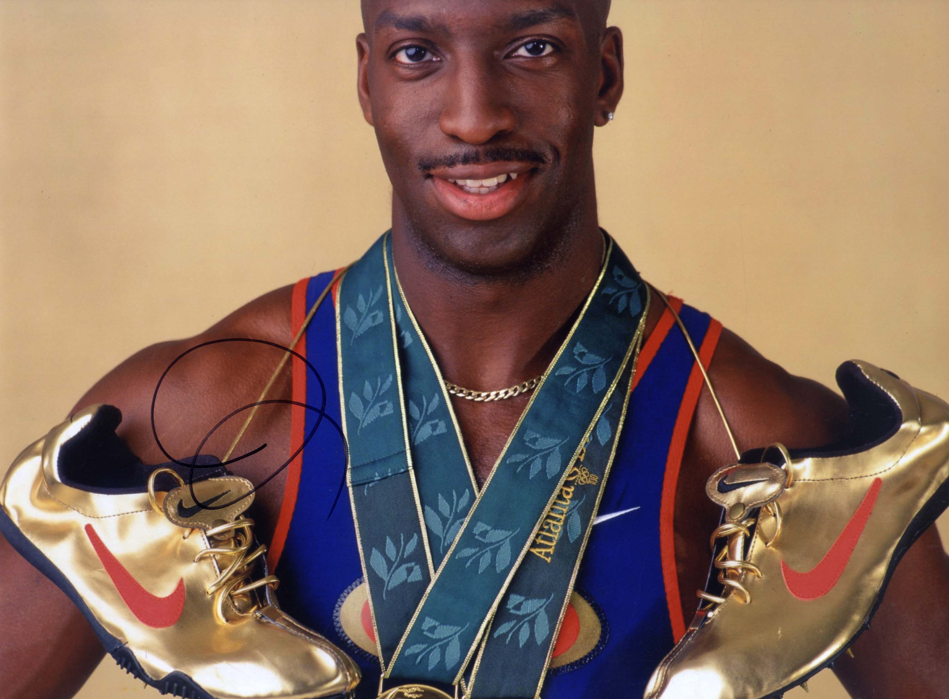 Michael Duane Johnson Autograph | signed oversized photograph von ...