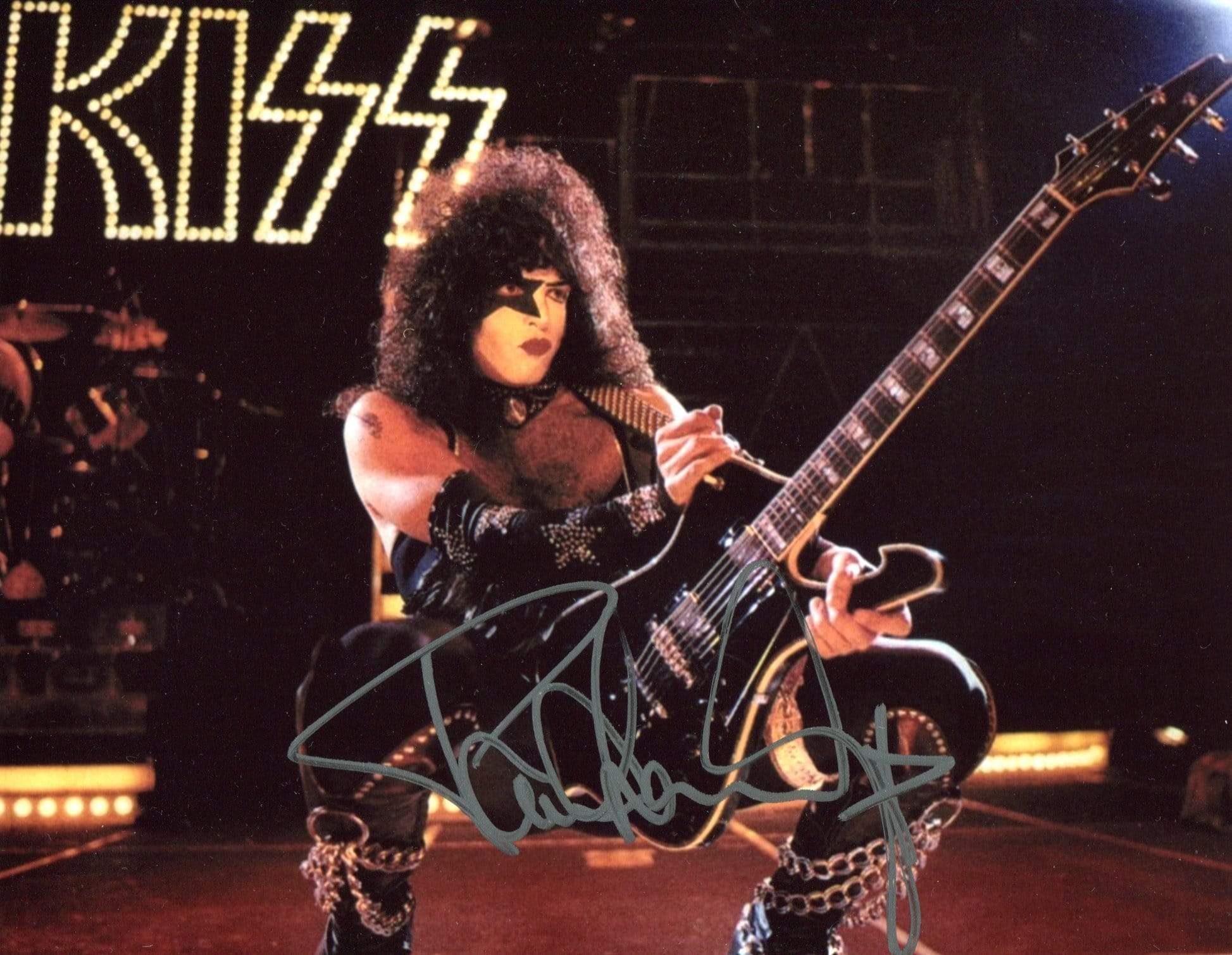 Paul Stanley Autograph | signed photographs Stanley, Paul `KISS ...