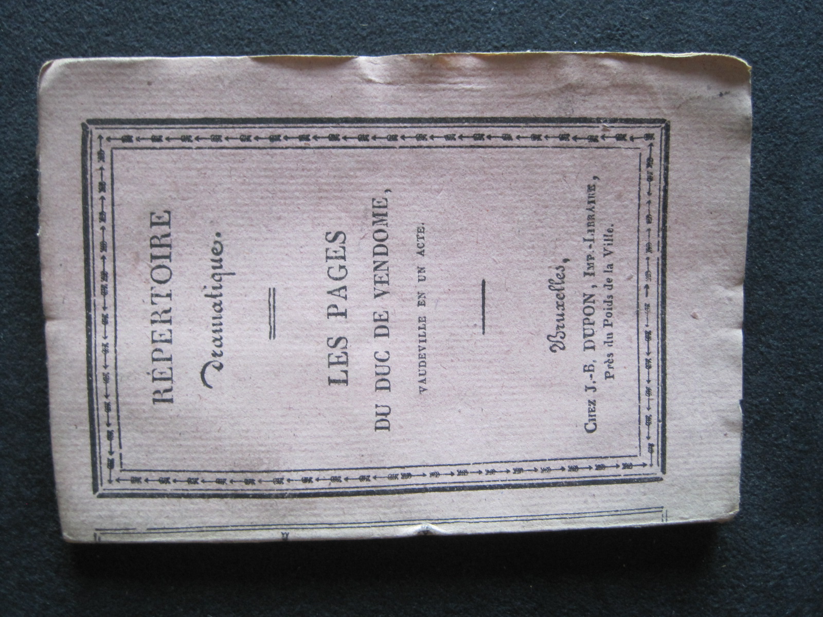 Les pages du duc de vendome, comedie en un acte, melee vudevilles. by ...