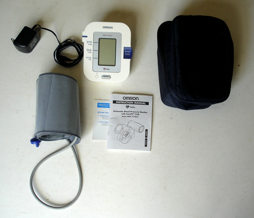 Omron Automatic Blood Pressure Monitor with ComFit Cuff, Model HEM-711 ...