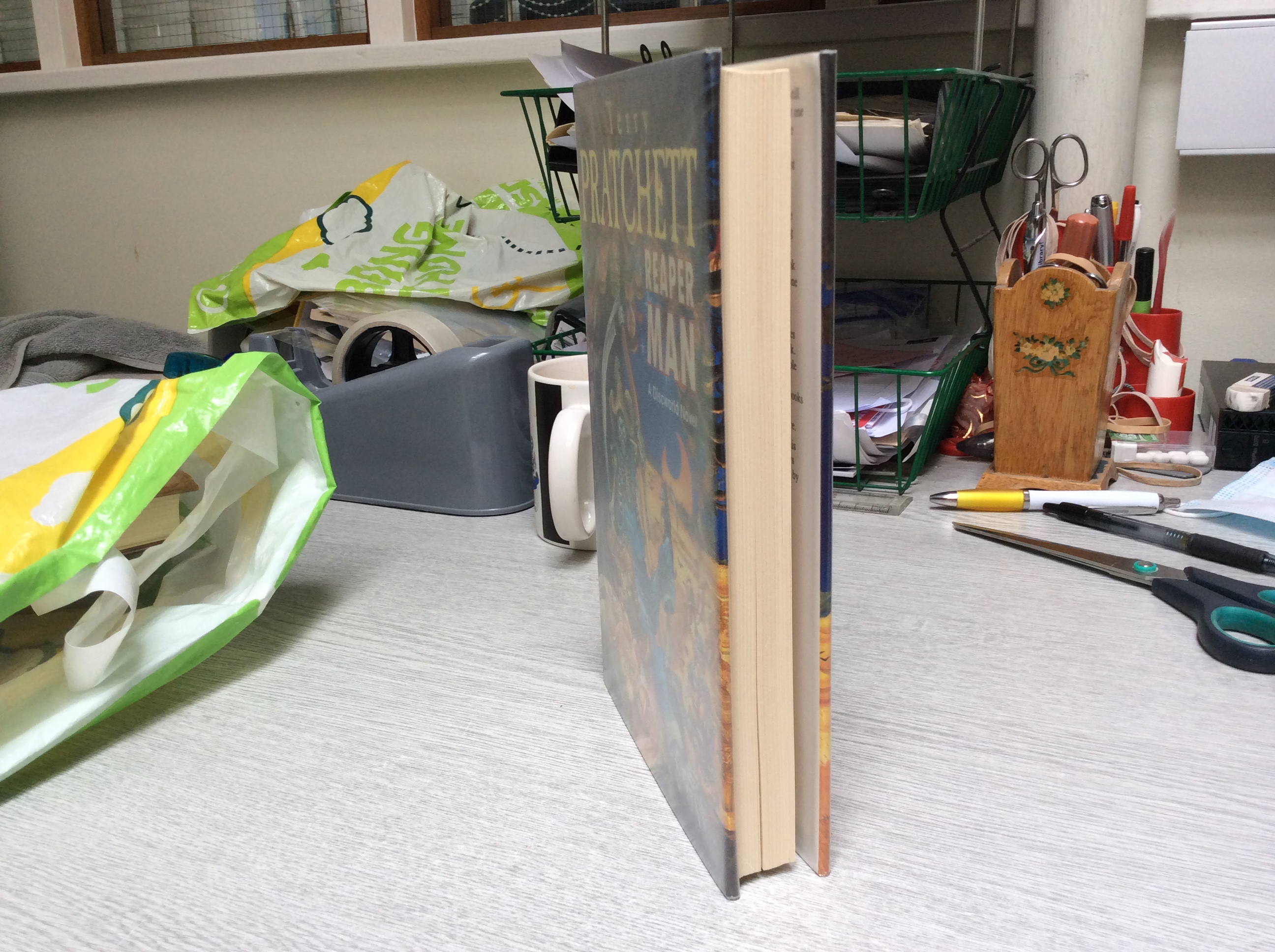 Reaper Man ****UK HB 1/1**** by Pratchett, Terry: Fine Hardcover (1991 ...