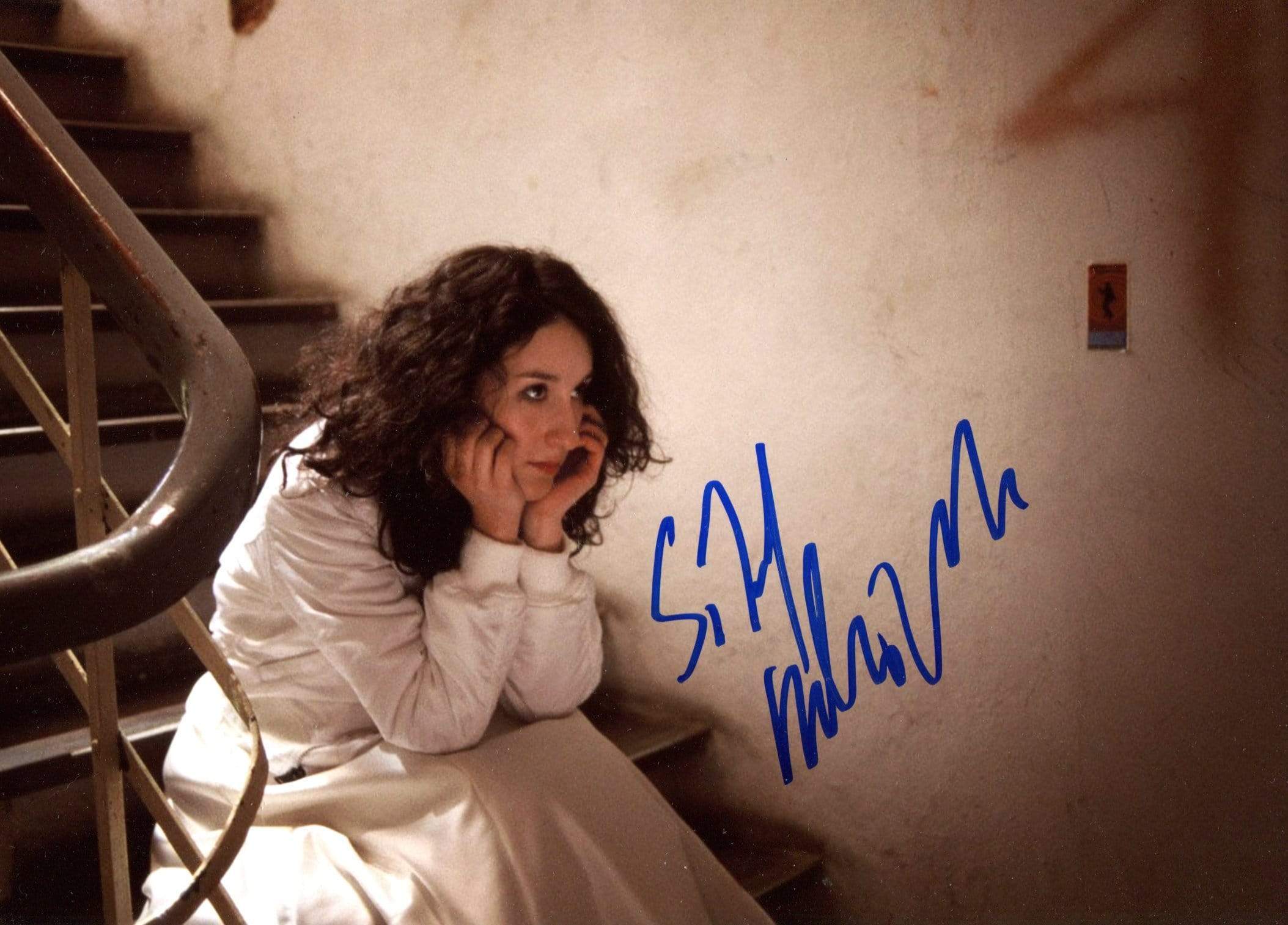 Sibel Kekilli Autograph | signed photographs Kekilli, Sibel photographs ...