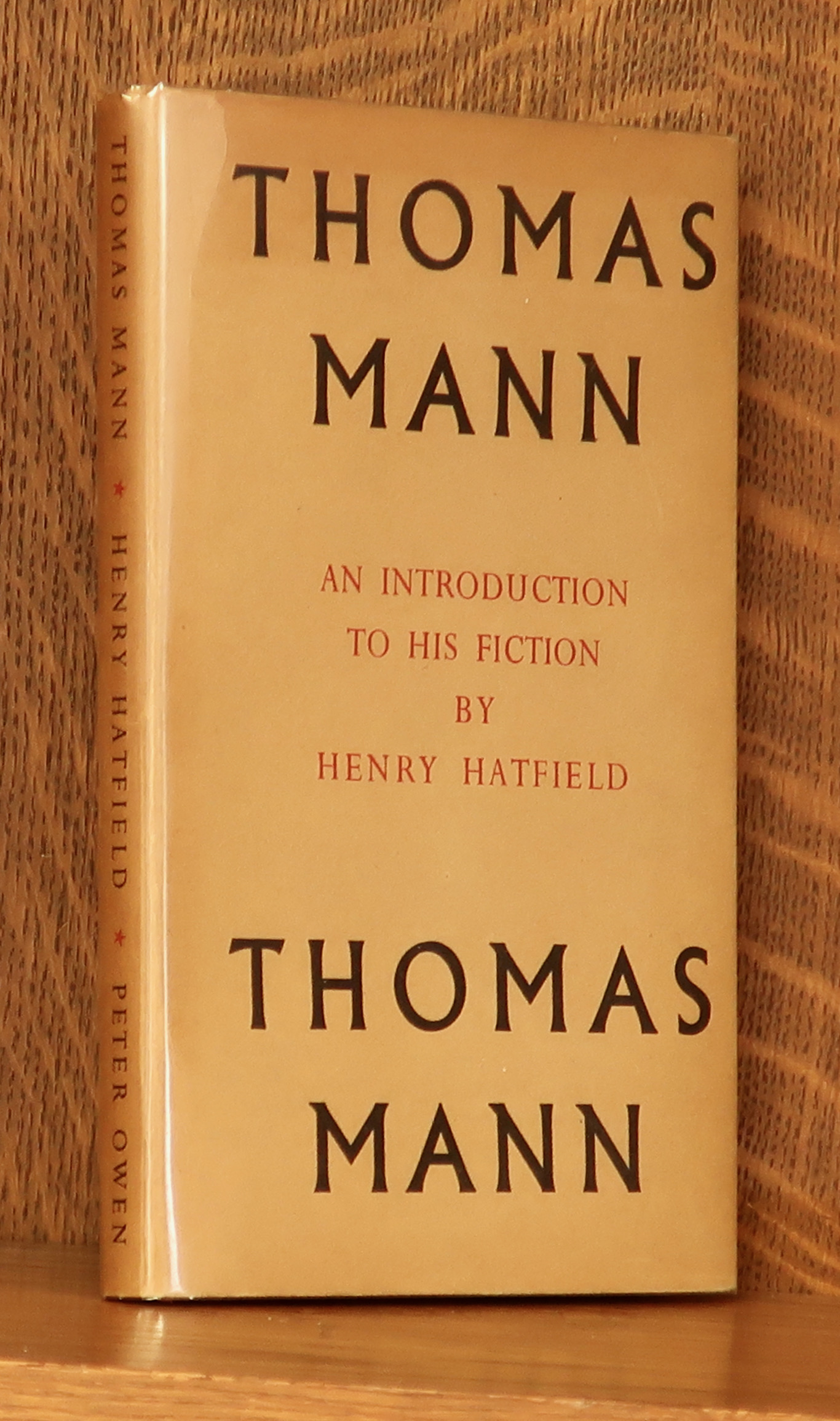 THOMAS MANN AN INTRODUCTION TO HIS FICTION von Henry Hatfield: Near ...