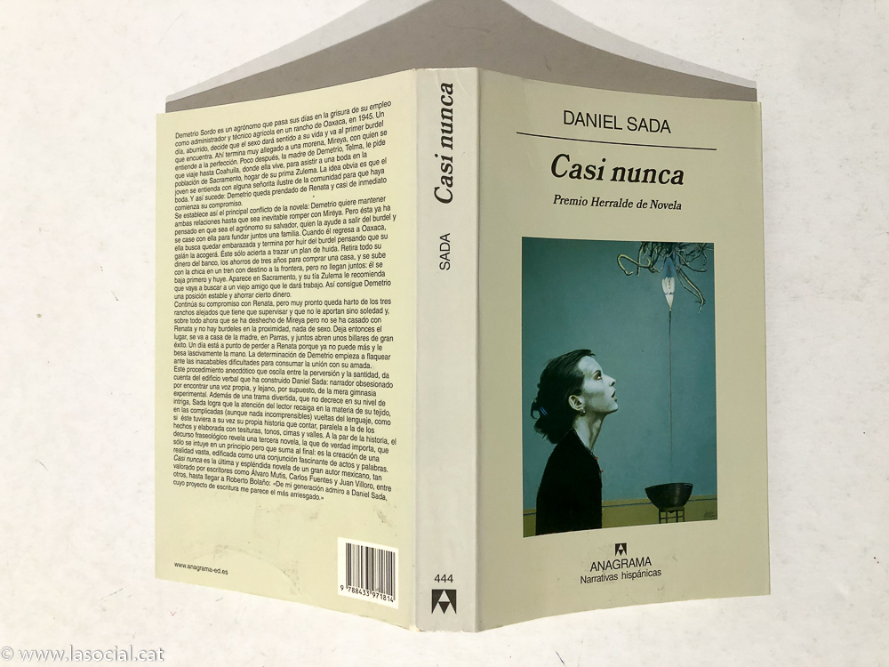 Casi nunca by Daniel Sada: Excelente Encuadernación de tapa blanda ...