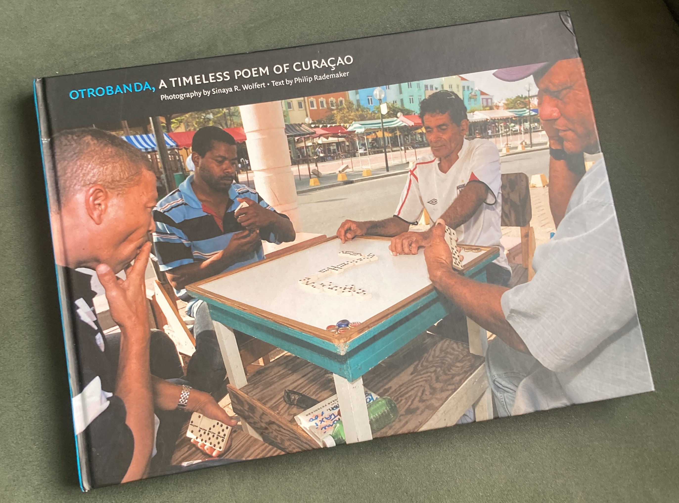 Otrobanda, a timeless poem of Curacao = Otrobanda, un poema eterno di ...