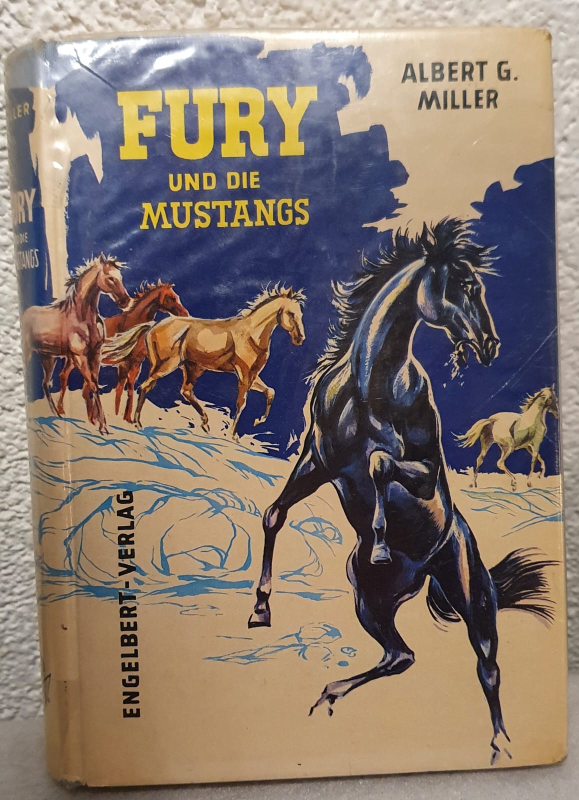 Fury und die Mustangs von Albert G. Miller: Befriedigend Hardcover ...