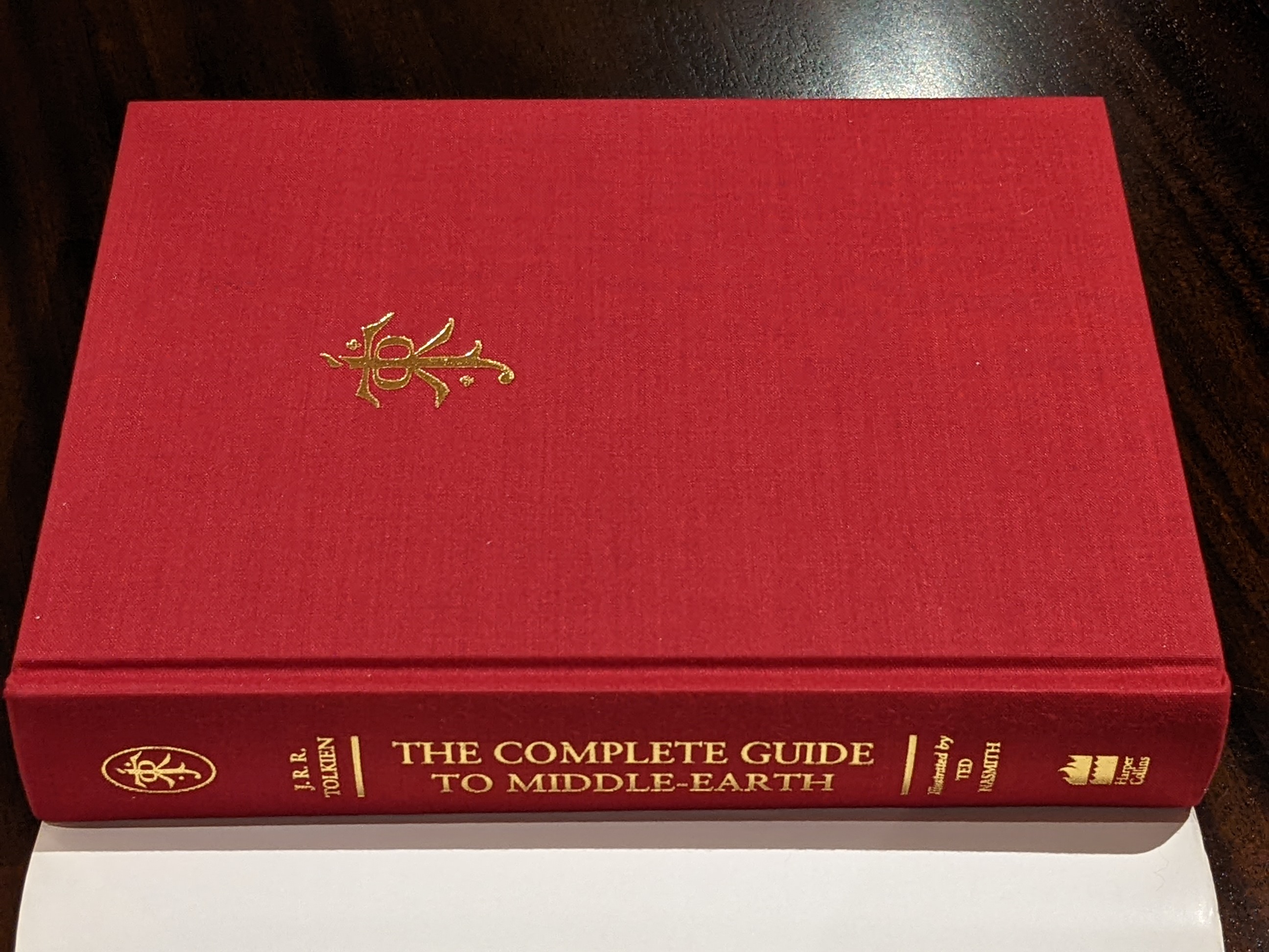 The Complete Guide to Middle-Earth: From the Hobbit to the Silmarillion ...