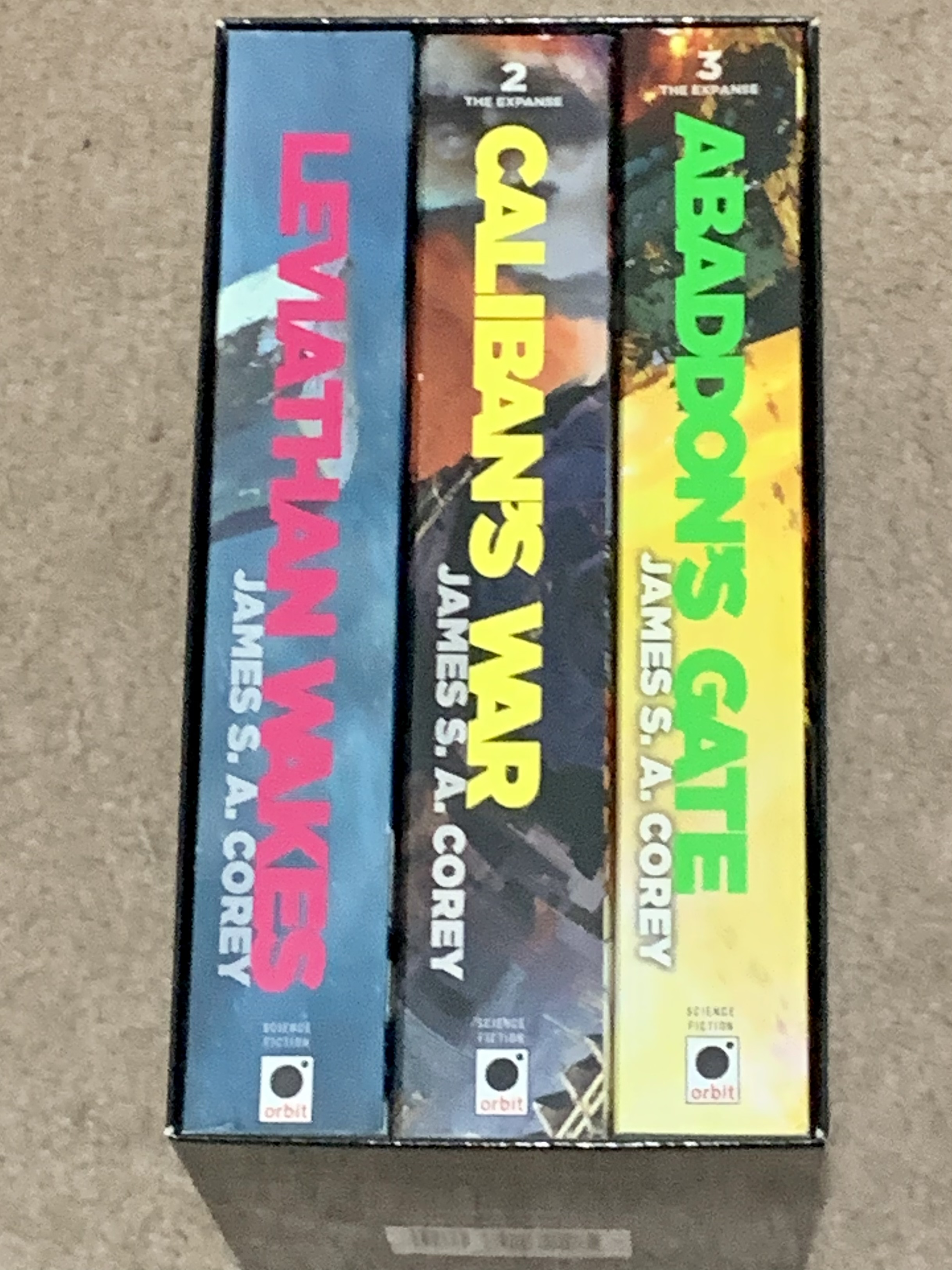The Expanse Boxed Set: Leviathan Wakes, Caliban's War and Abaddon's ...