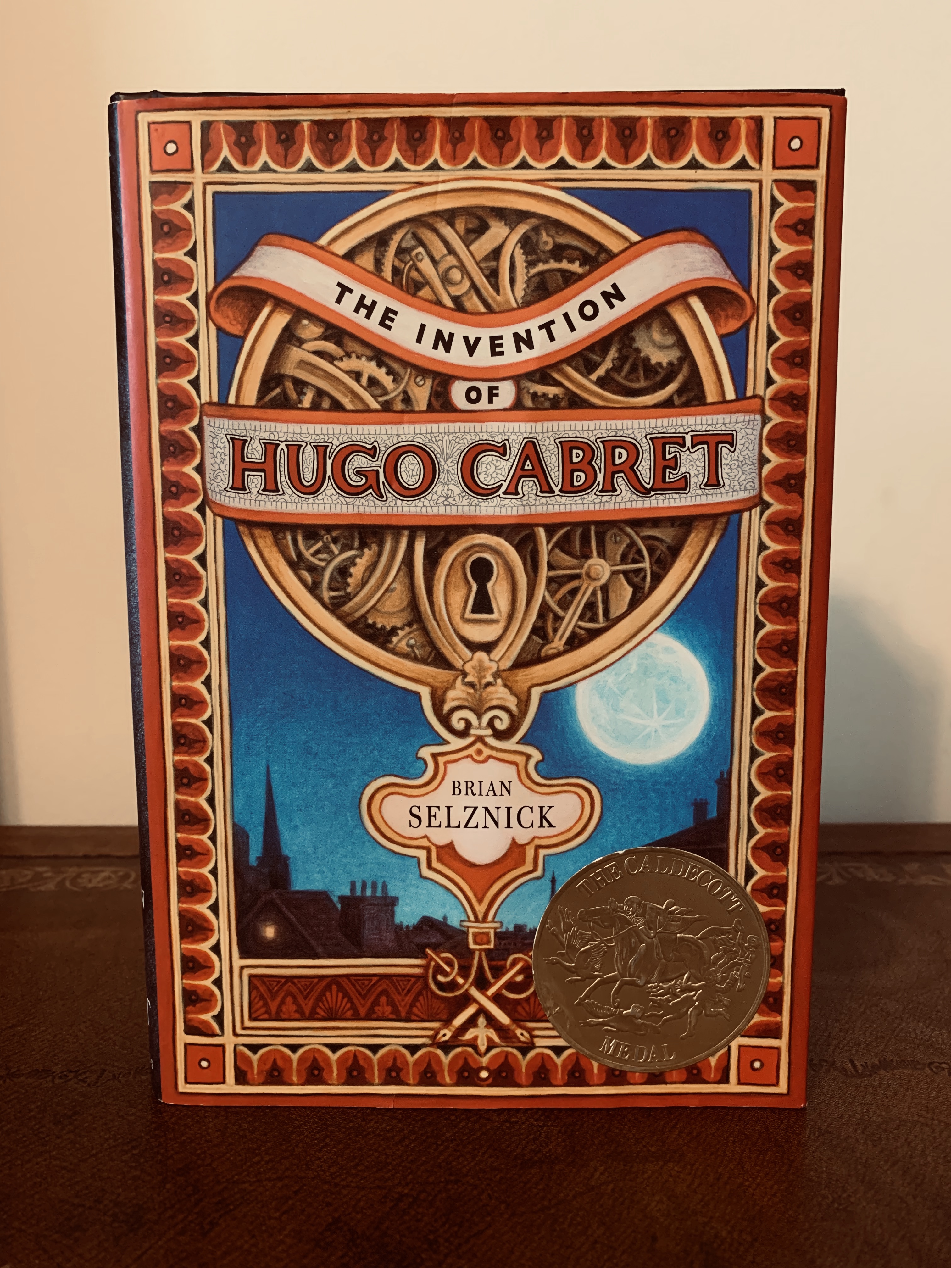 The Invention of Hugo Cabret: A Novel in Words and Pictures by Selznick ...