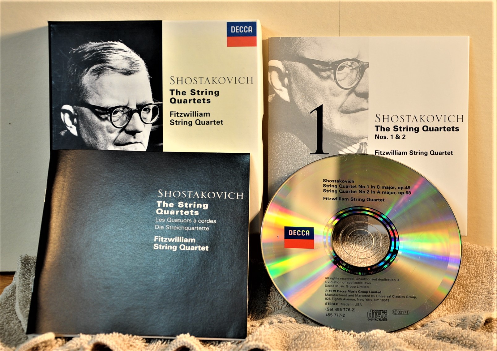The String Quartets: 1-15 on 6 Compact Discs by Shostakovich, Dmitri ...