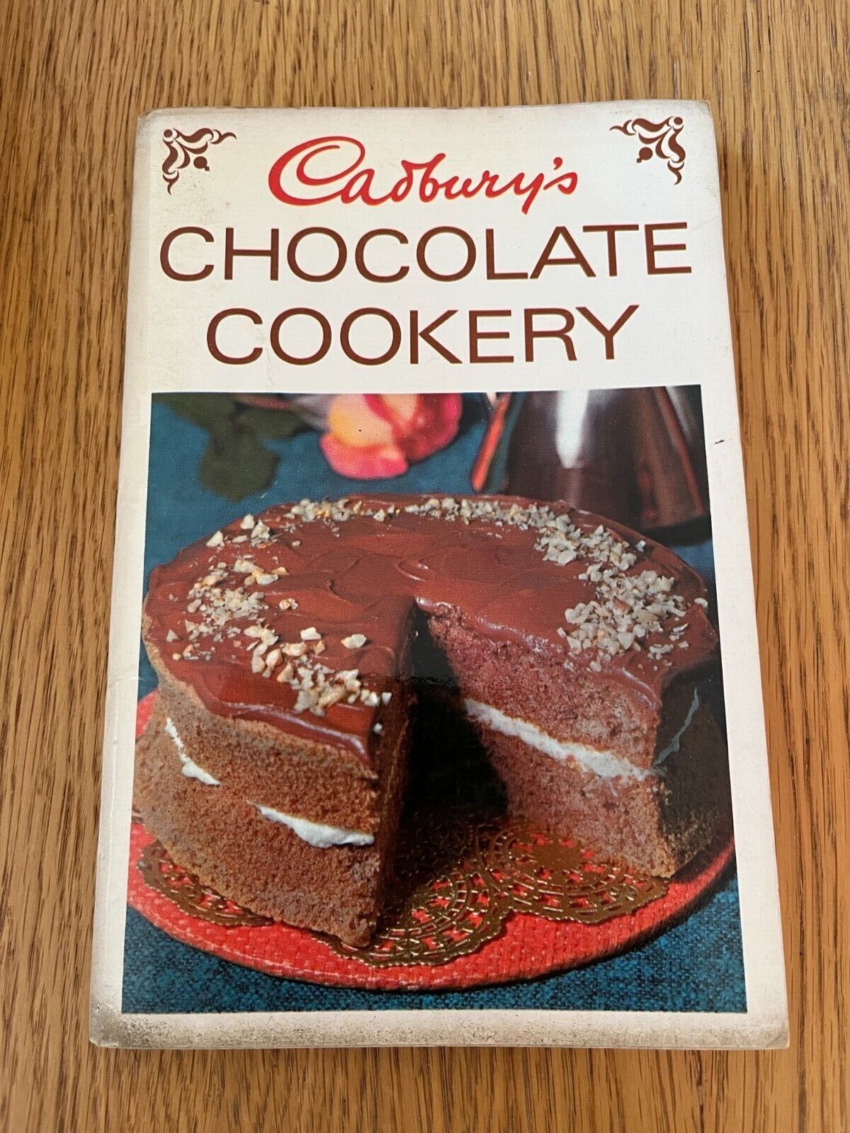 CADBURY'S CHOCOLATE COOKERY: Good Soft cover (1970) | Happyfish Books