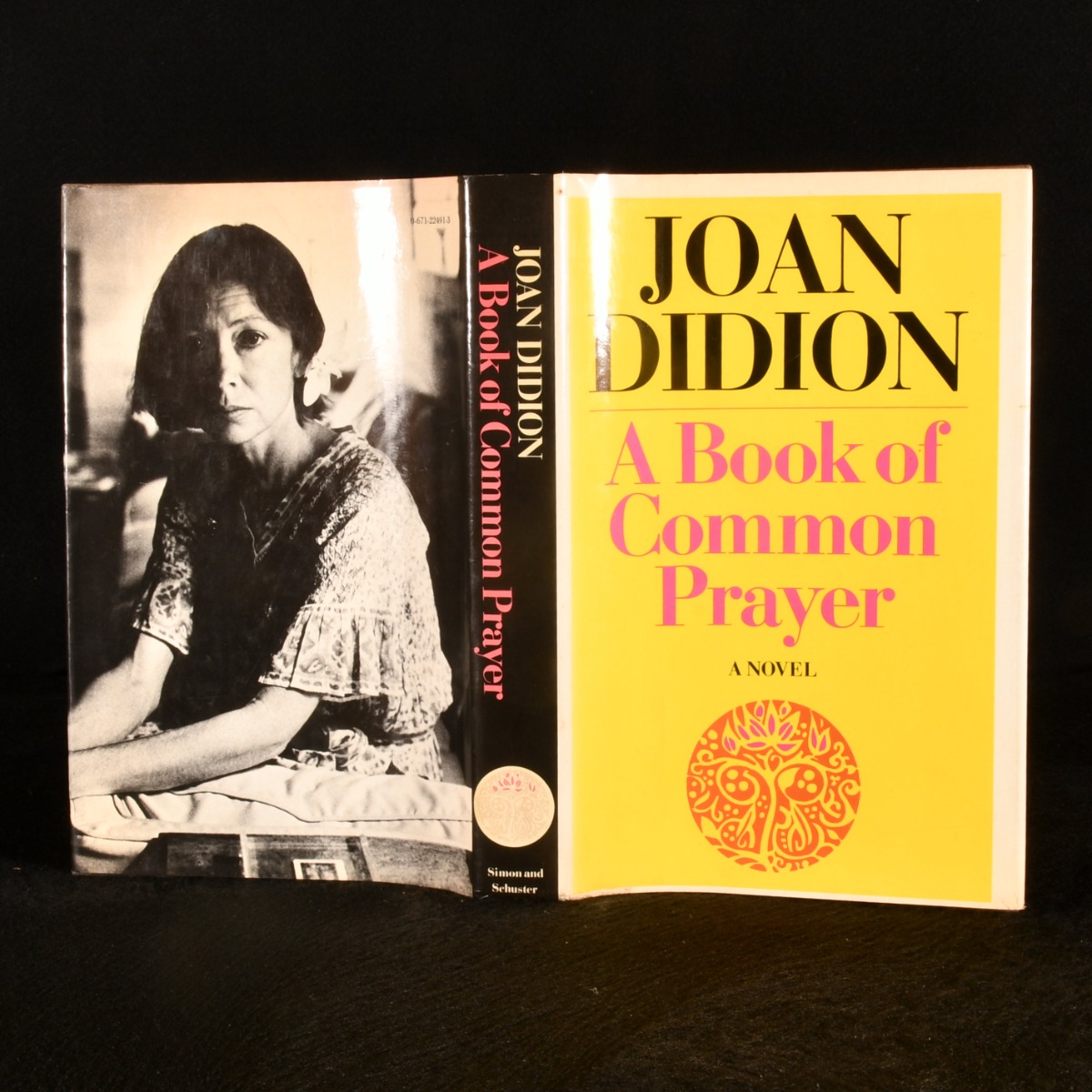 A Book of Common Prayer de Joan Didion: Near Fine Cloth (1977) First ...