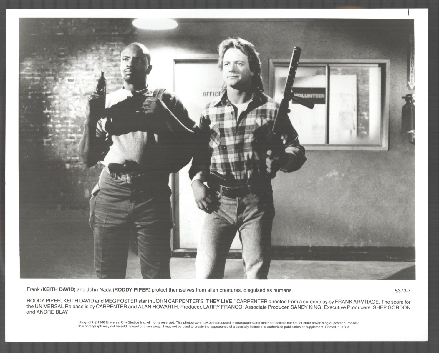 They Live 8'x10' Movie Still Roddy Piper Keith David Sci-Fi Horror ...
