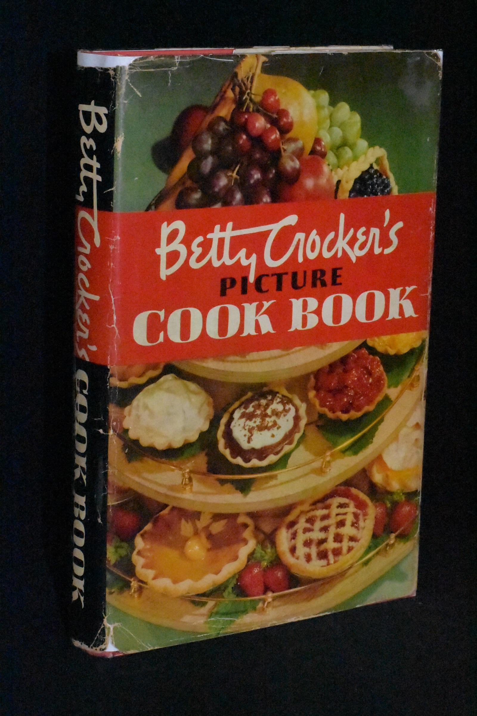 Betty Crocker's Picture Cook Book by Betty Crocker: Very Good Hardcover ...