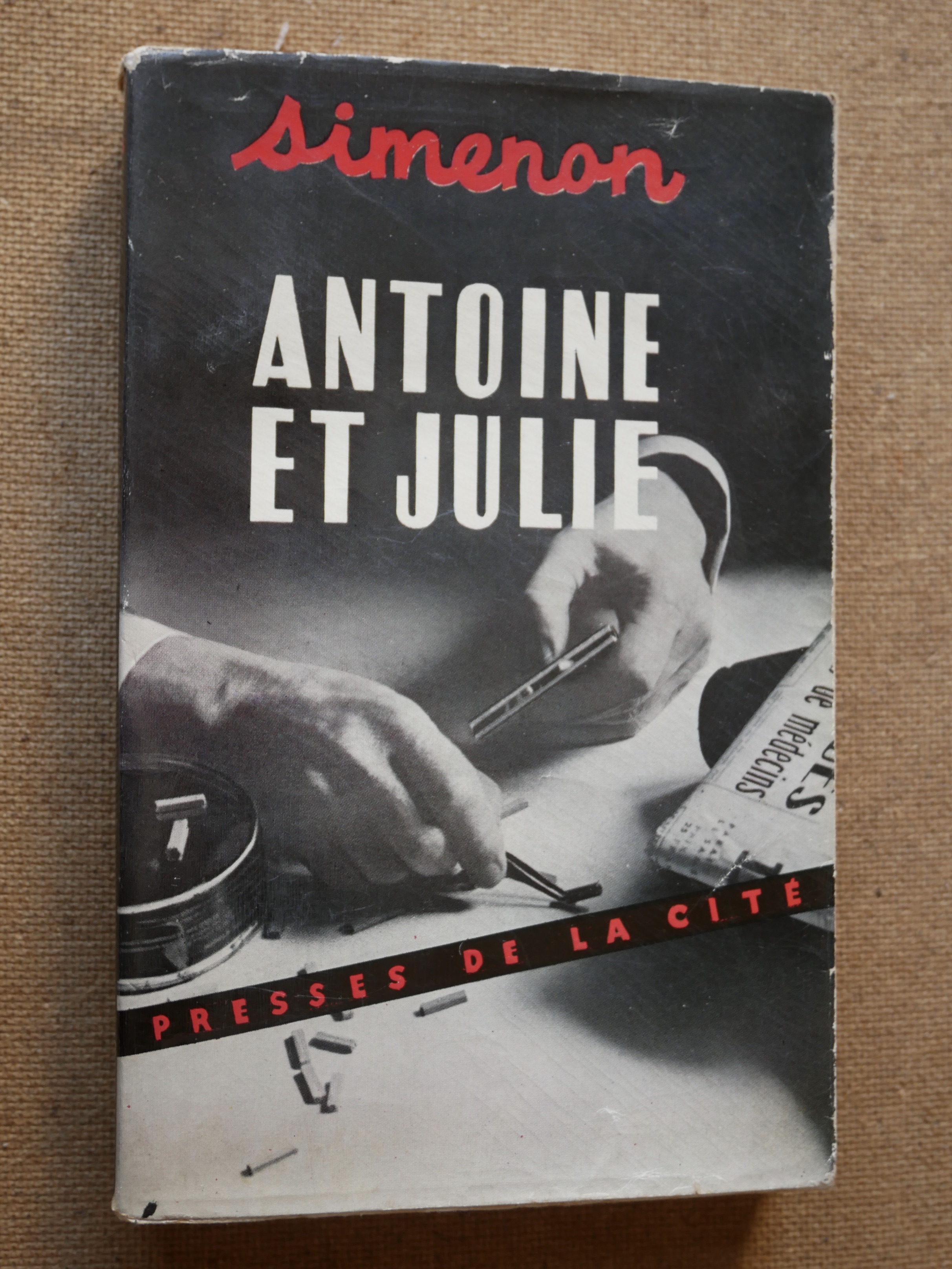 Antoine et Julie by Georges Simenon: Très bon Couverture souple (1953 ...