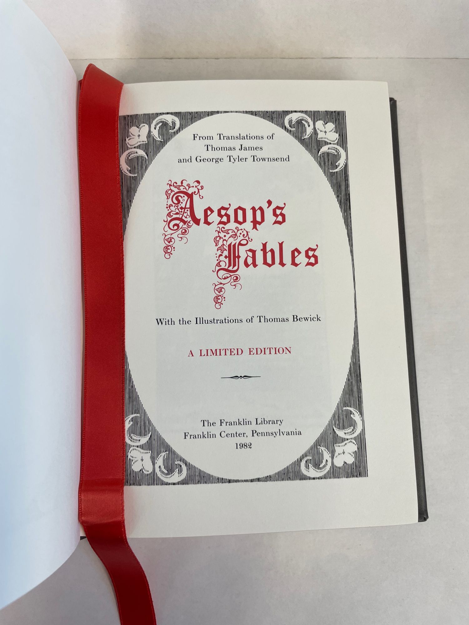 AESOP'S FABLES by Aesop: Near Fine Hardcover (1982) | Atlanta Vintage Books