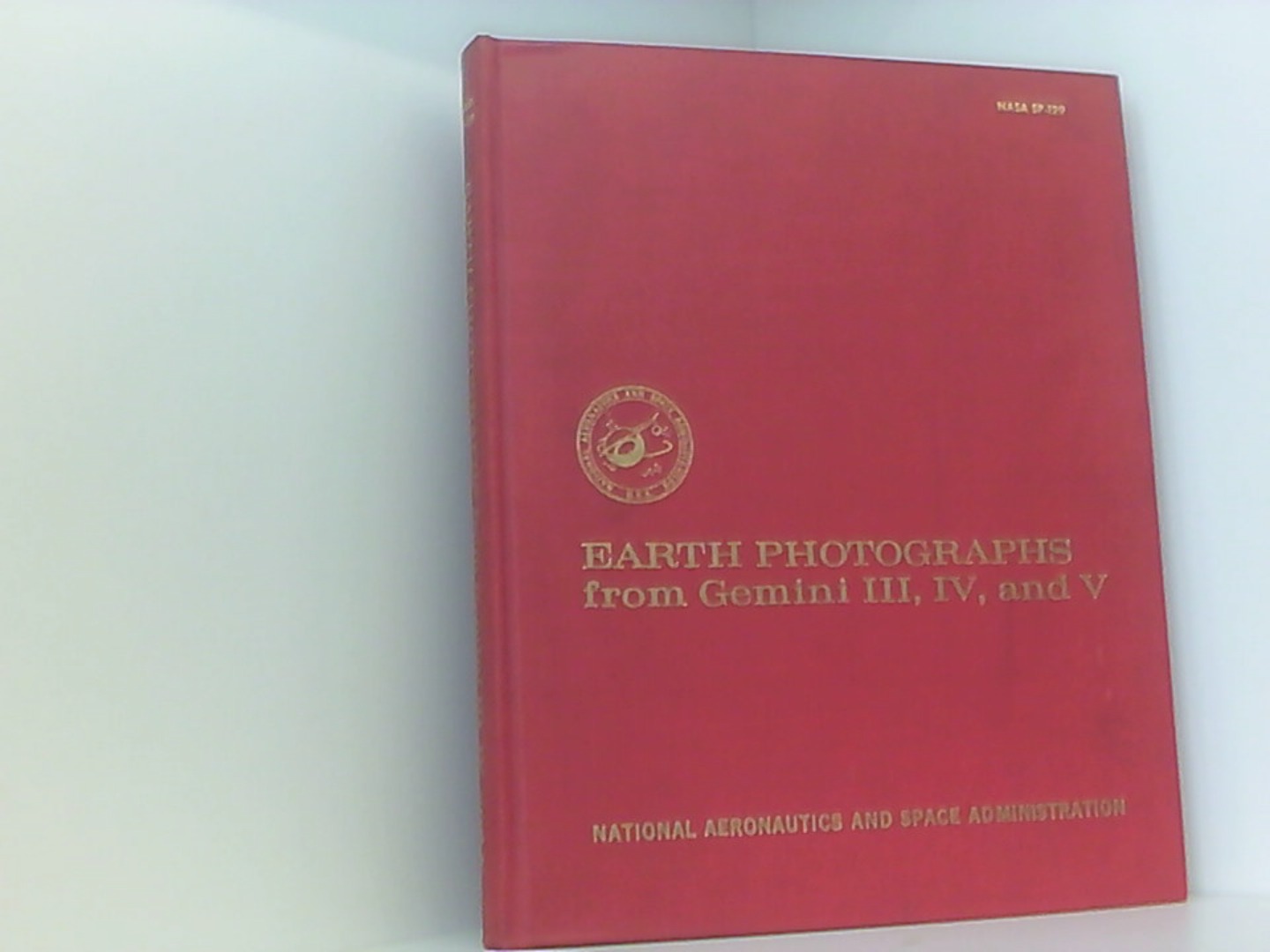 Earth Photographs from Gemini III, IV, and V. by Nasa:: Sehr gut ...