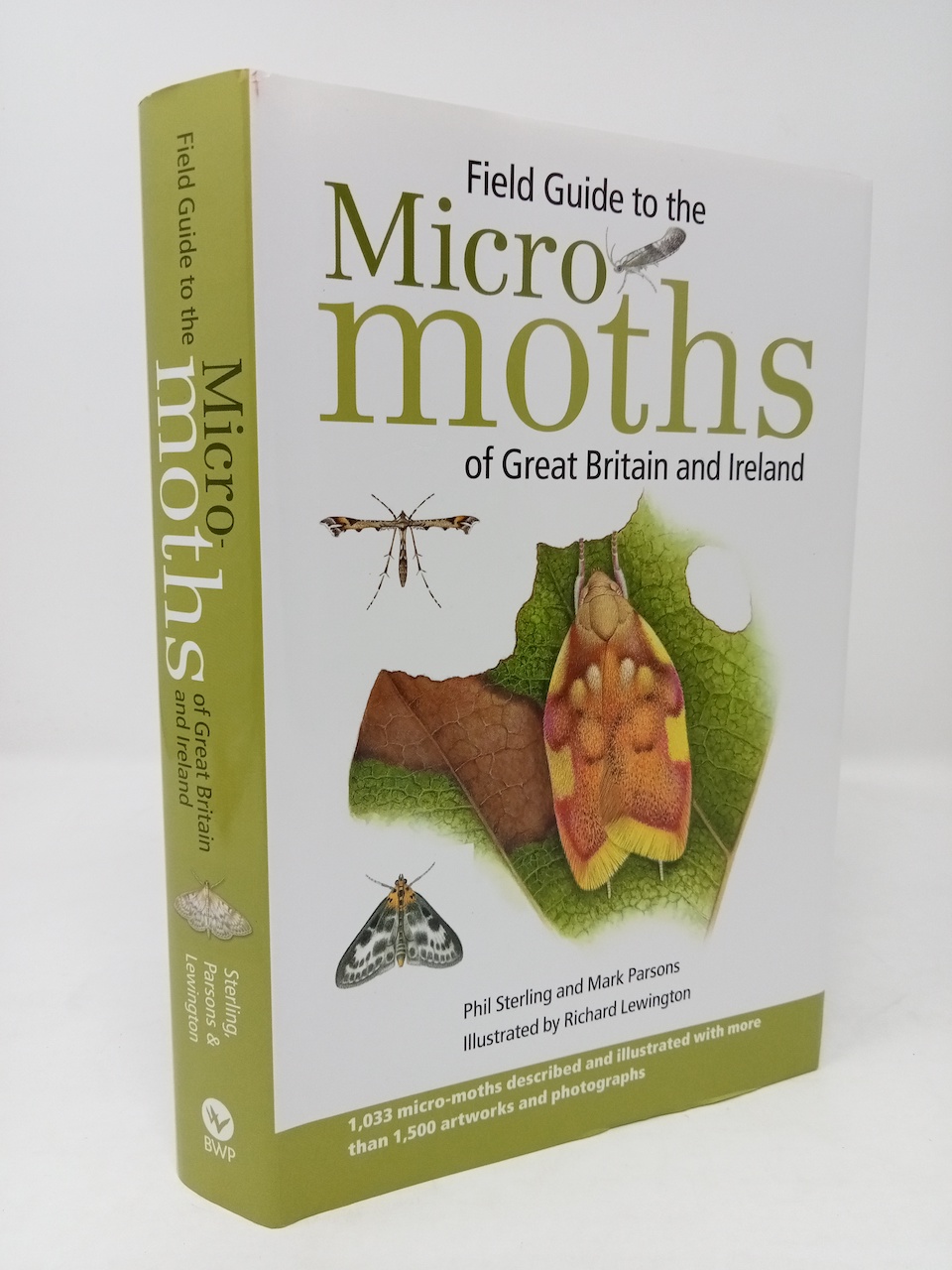 Field Guide to the Micro Moths of Great Britain and Ireland. by Mark ...