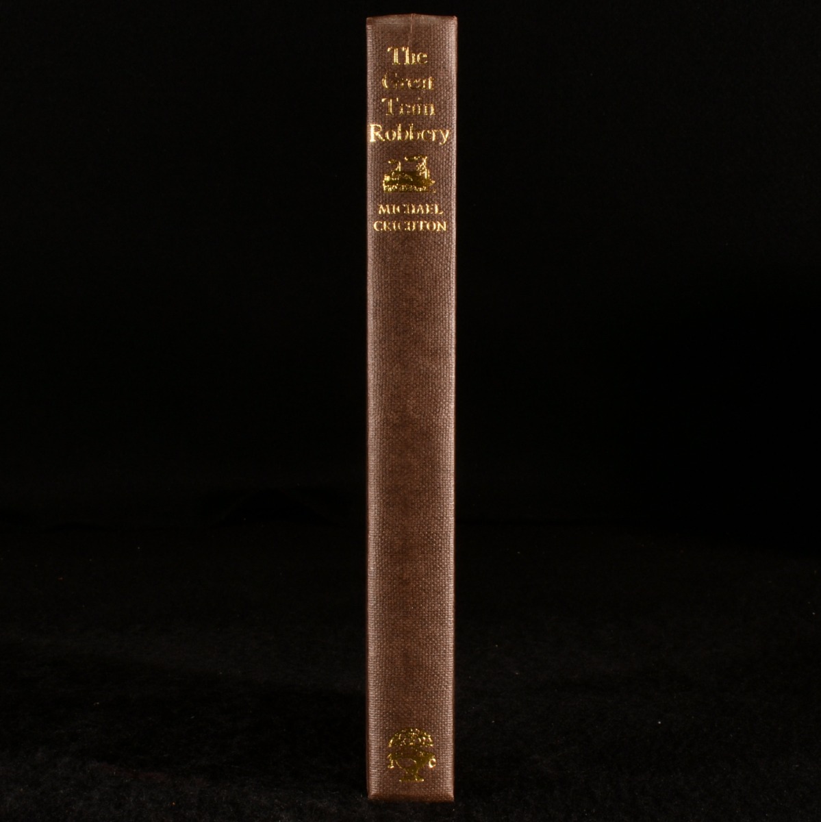 The Great Train Robbery by Michael Crichton: Fine Cloth (1975) First ...