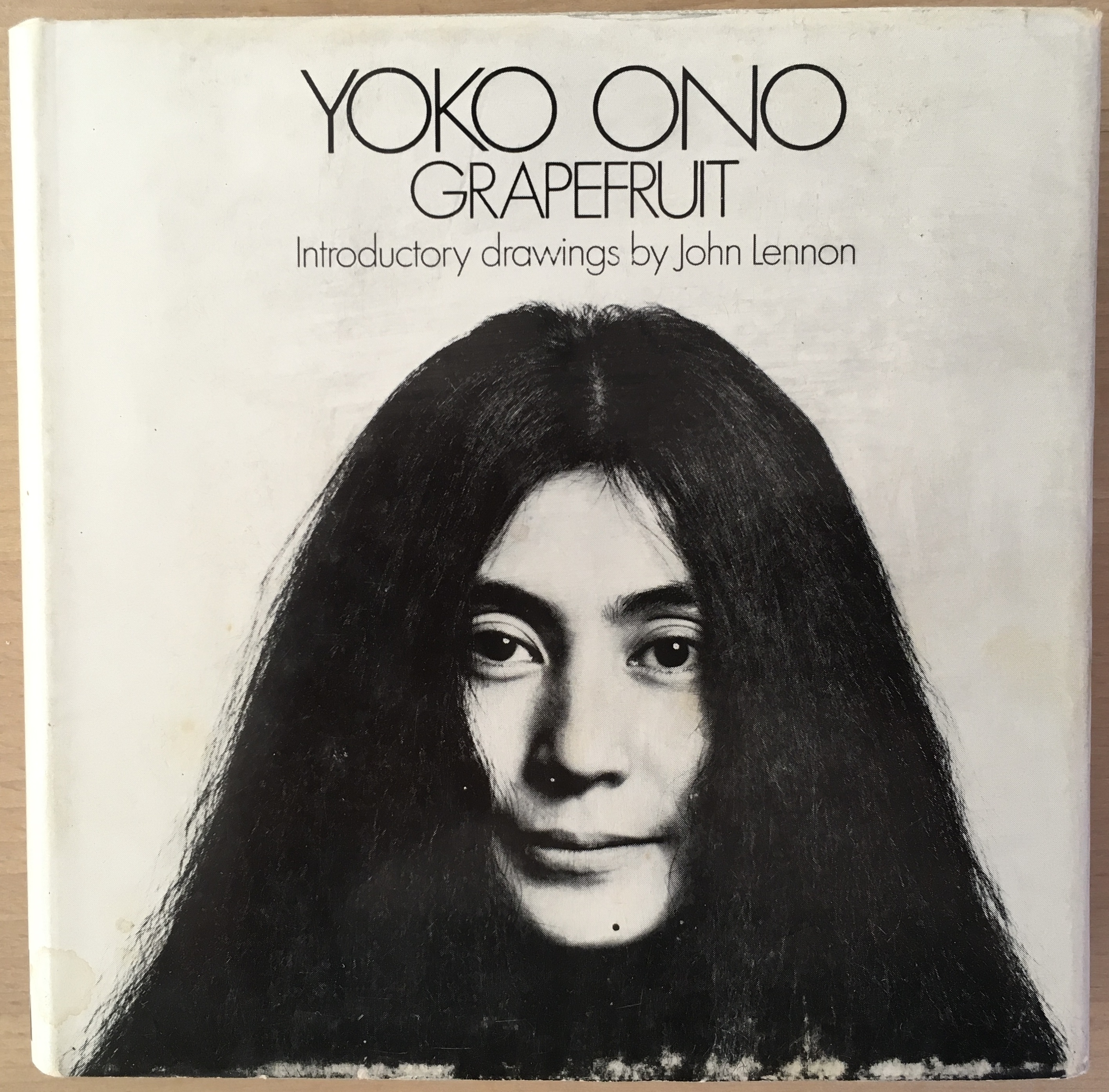 GRAPEFRUIT - a book of instructions. Introductory drawings by John ...