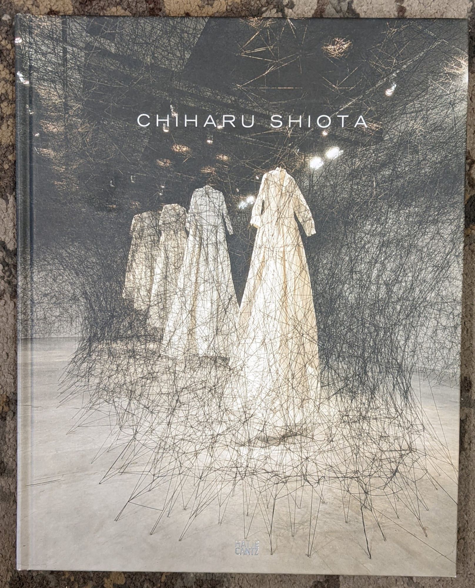 Chiharu Shiota by Chiharu Shiota; Mami Kataoka; James Putnam: Fine ...