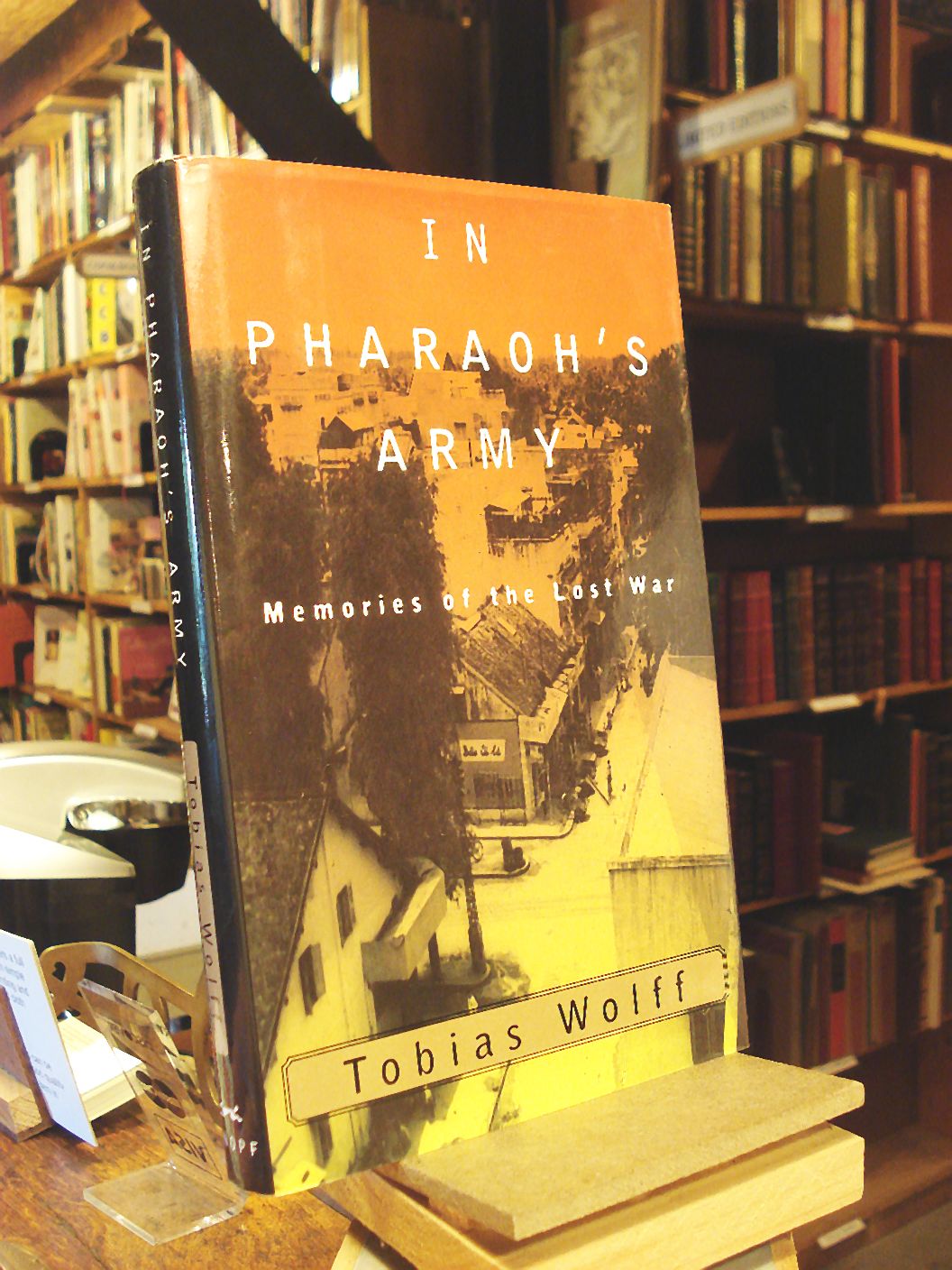 In Pharaoh's Army: Memories of the Lost War by Wolff, Tobias: Very Good ...