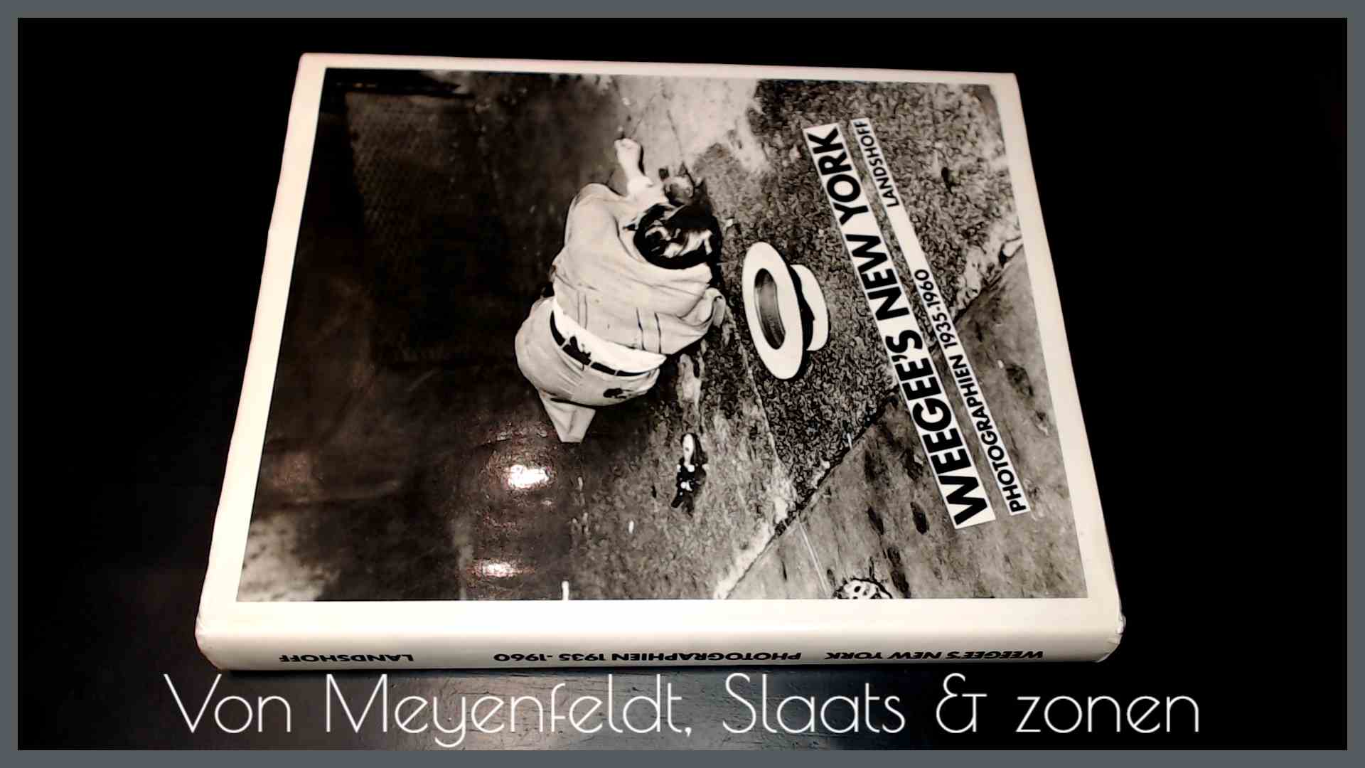 Weegee's New York - 335 photographien 1935 - 1960 by Weegee: Very Good ...