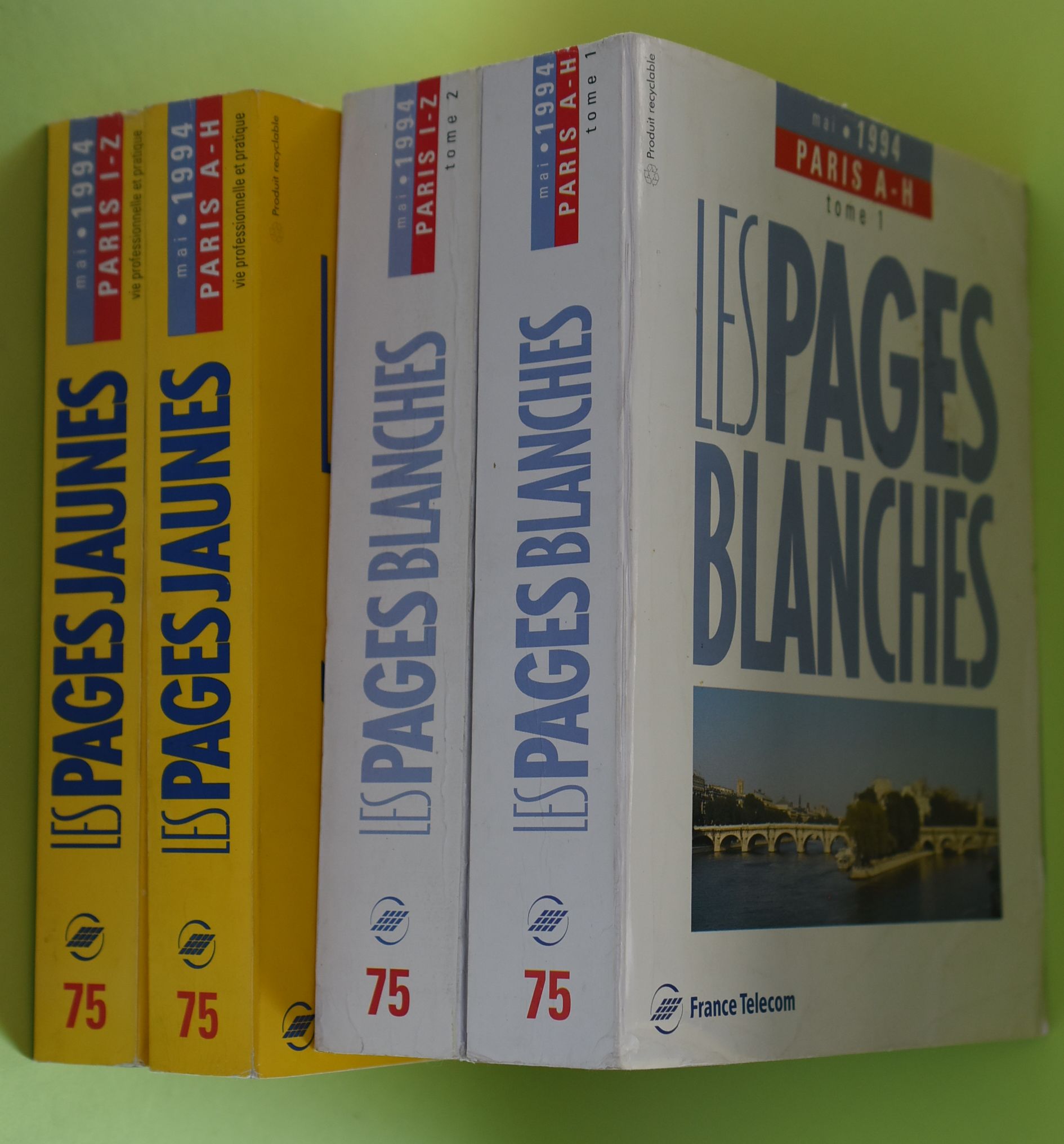 Paris 1994: Les Pages Blanches Tome 1+2, Les Pages Jaunes 1+2 von France Telecom:: Akzeptabel ...