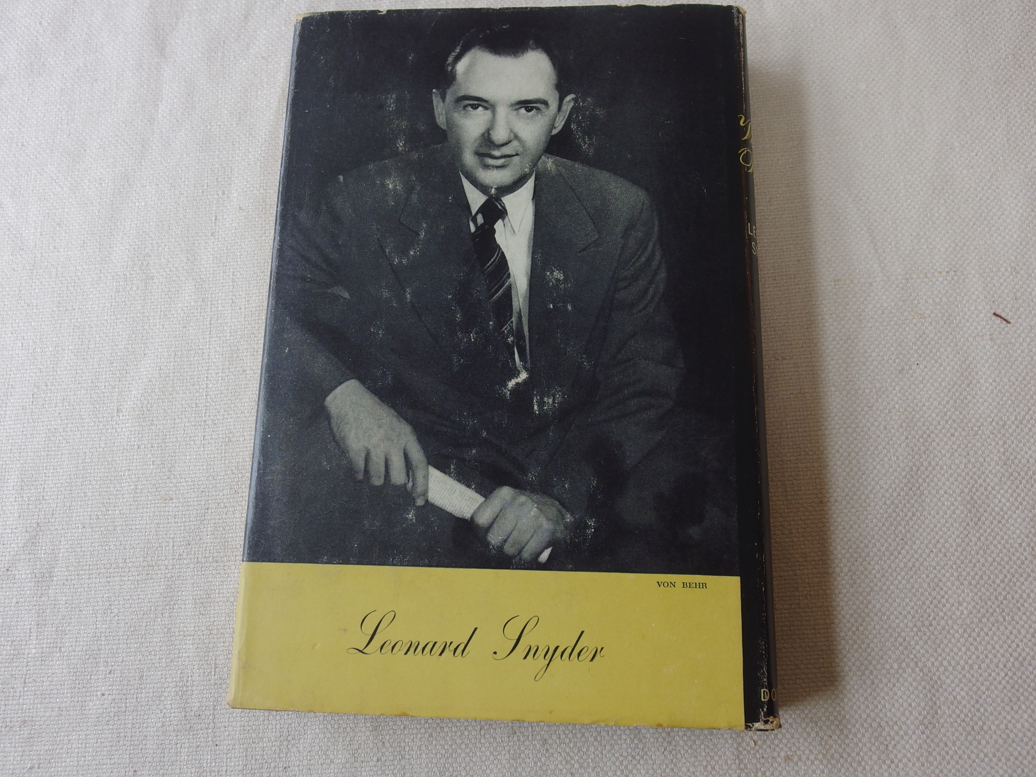 The Velvet Whip by Leonard Snyder: Near Fine Hardcover (1954) 1st ...