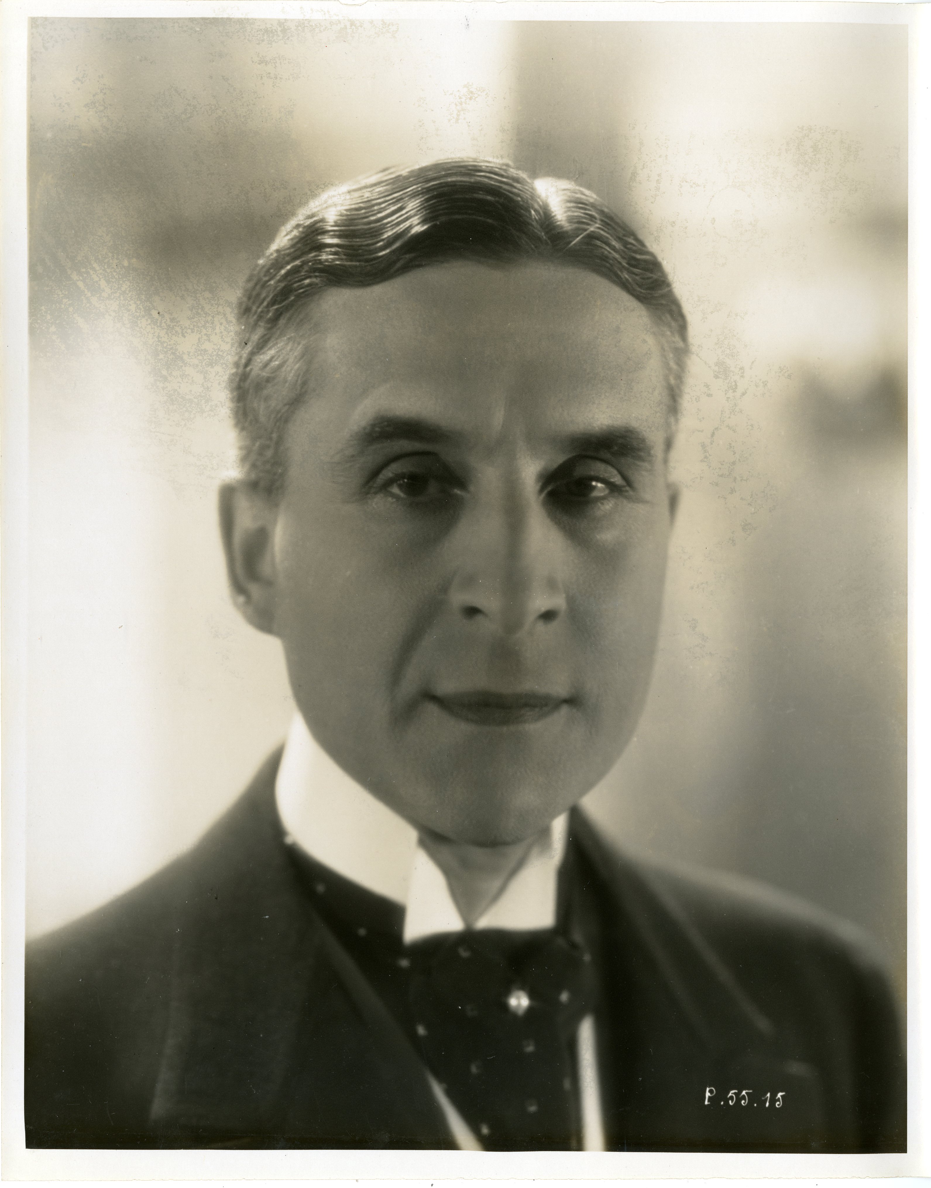 "TOUTE SA VIE" Réalisé par Alberto CAVALCANTI en 1930 d'après un ...