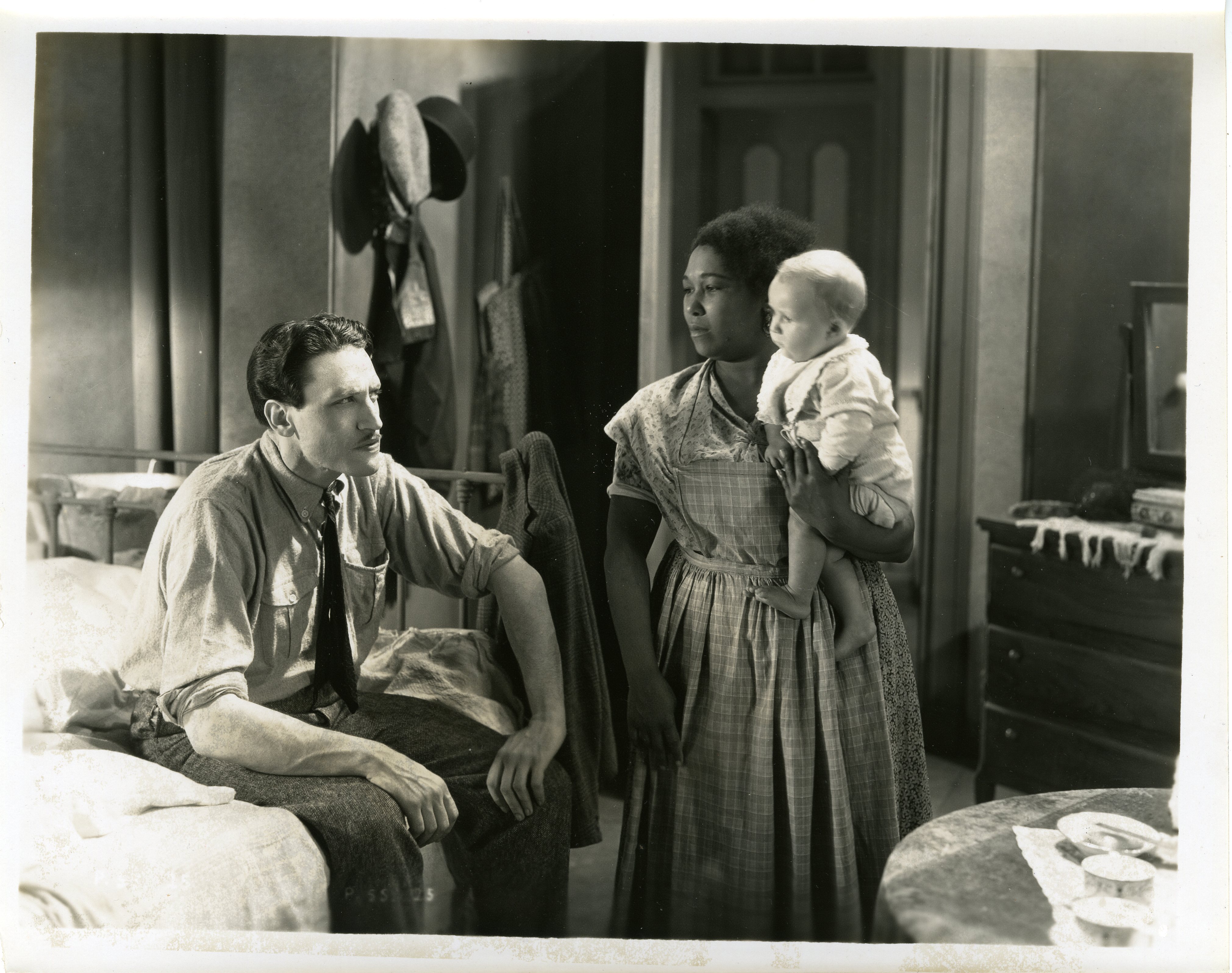 "TOUTE SA VIE" Réalisé par Alberto CAVALCANTI en 1930 d'après un ...